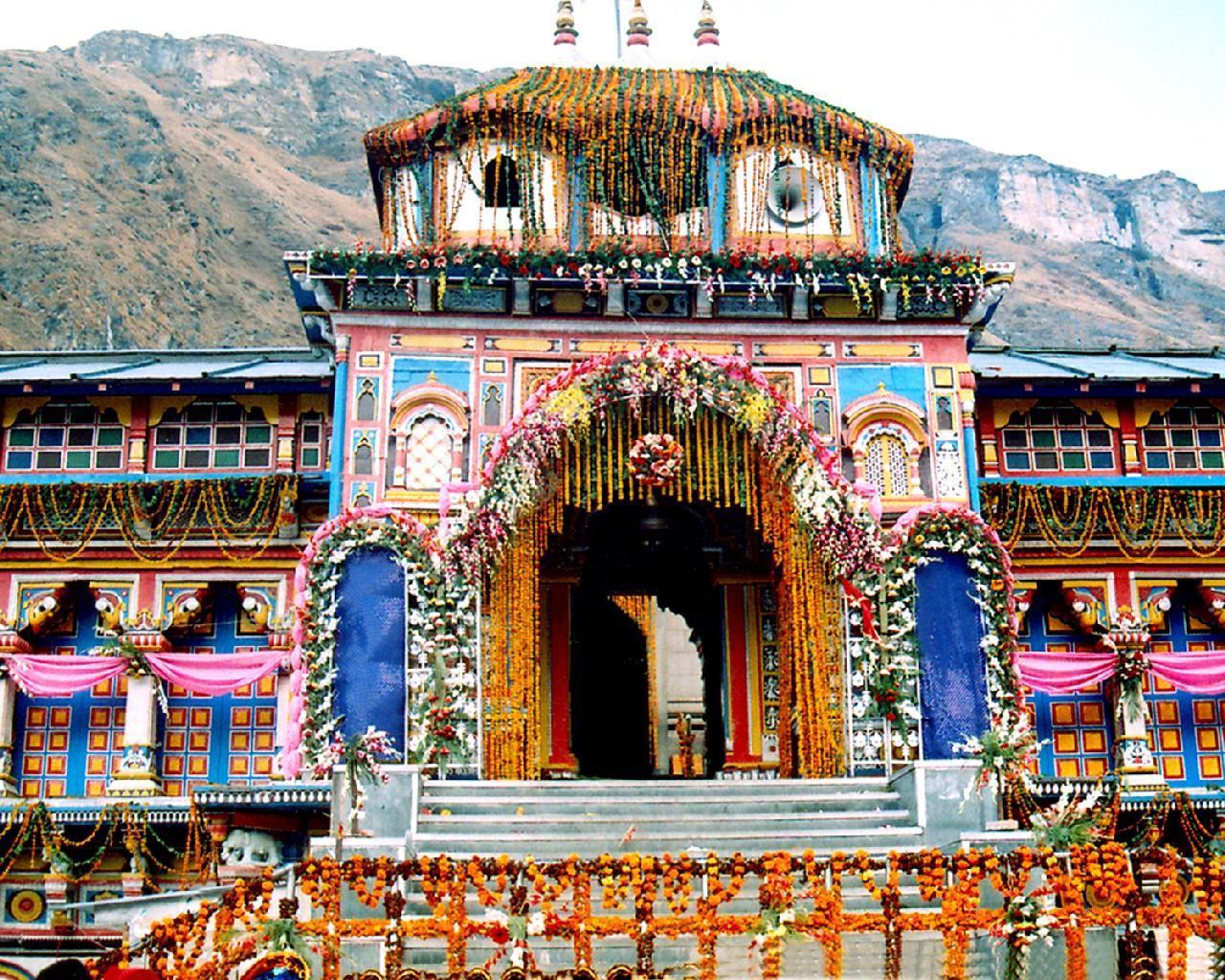 Badrinath Wallpapers - Top Free Badrinath Backgrounds - WallpaperAccess