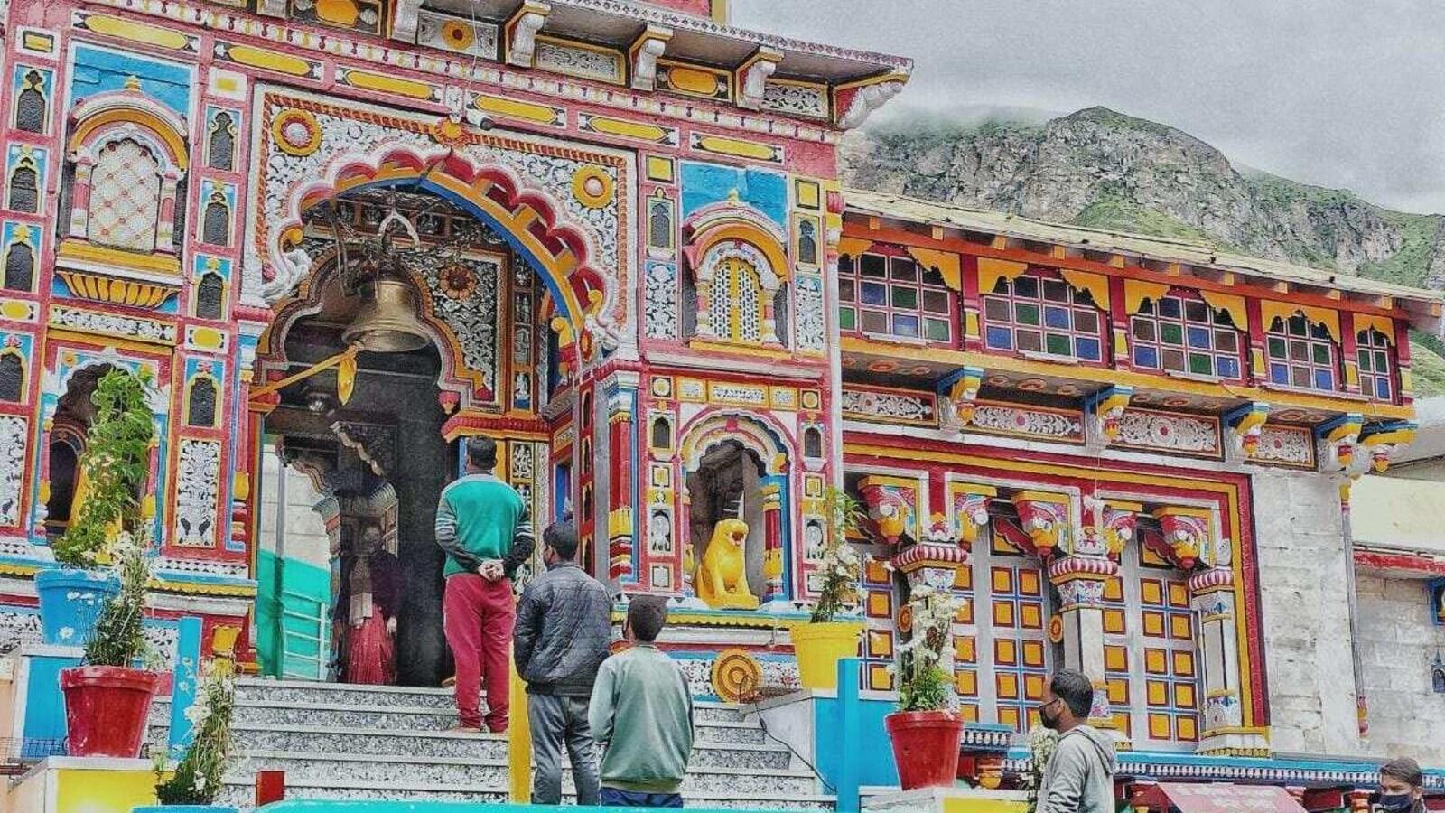 Badrinath Wallpapers - Top Free Badrinath Backgrounds - WallpaperAccess