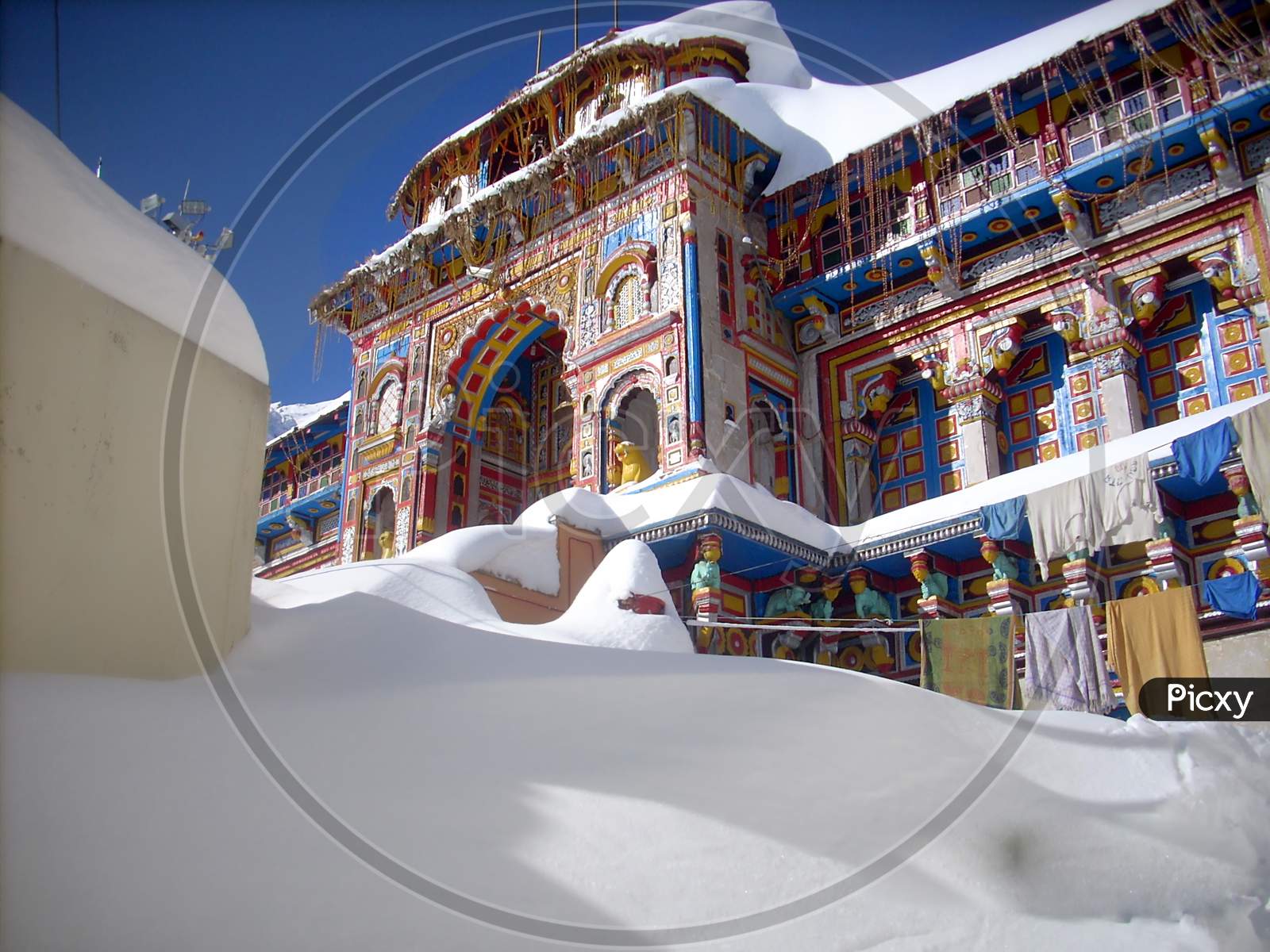 Badrinath Wallpapers - Top Free Badrinath Backgrounds - WallpaperAccess