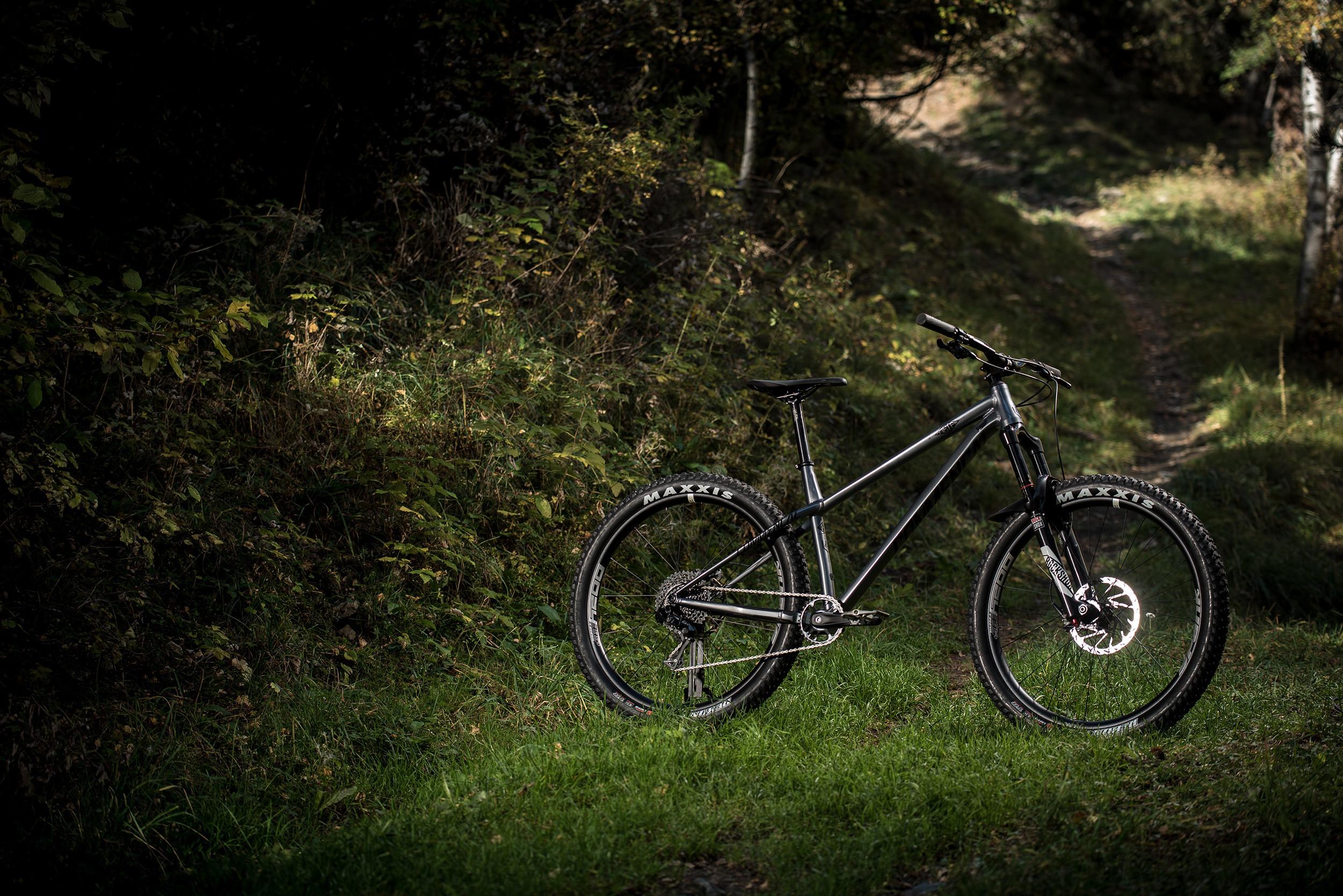 Commencal Wallpapers - Top Free Commencal Backgrounds - WallpaperAccess