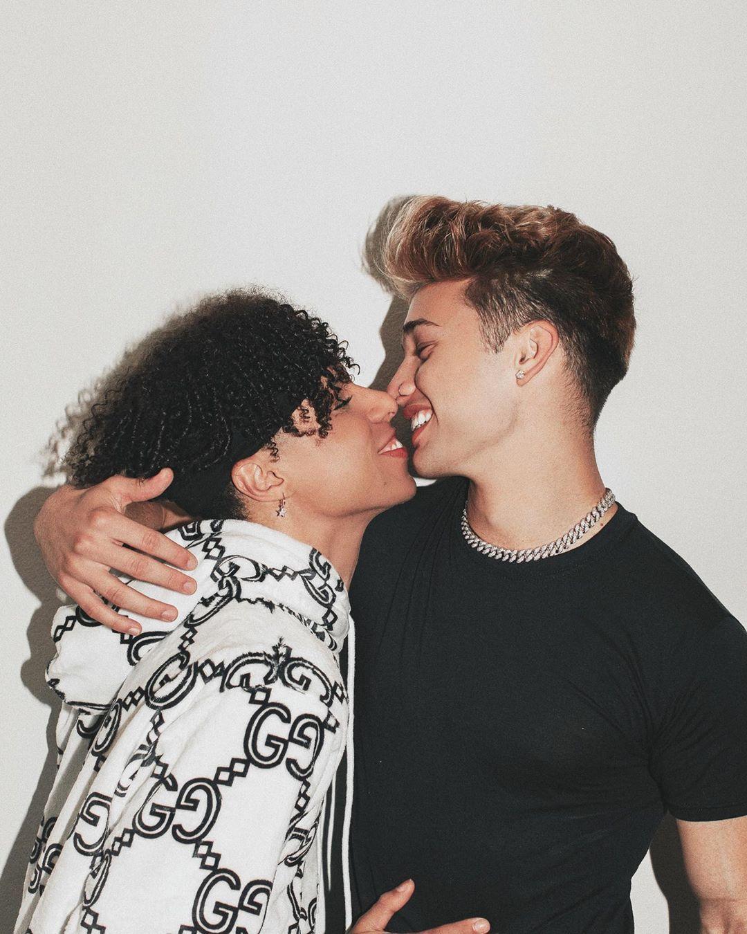 Gay Relationship Wallpapers Top Free Gay Relationship Backgrounds