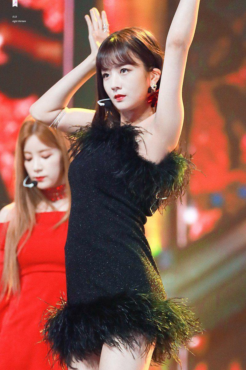 Yoon Bomi Wallpapers - Top Free Yoon Bomi Backgrounds - WallpaperAccess
