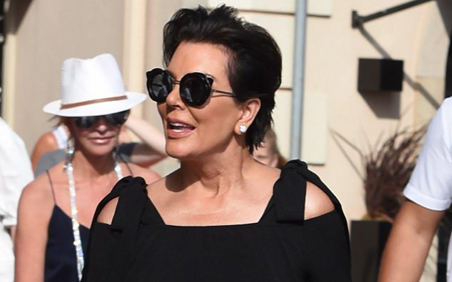 Kris Jenner Wallpapers - Top Free Kris Jenner Backgrounds - WallpaperAccess