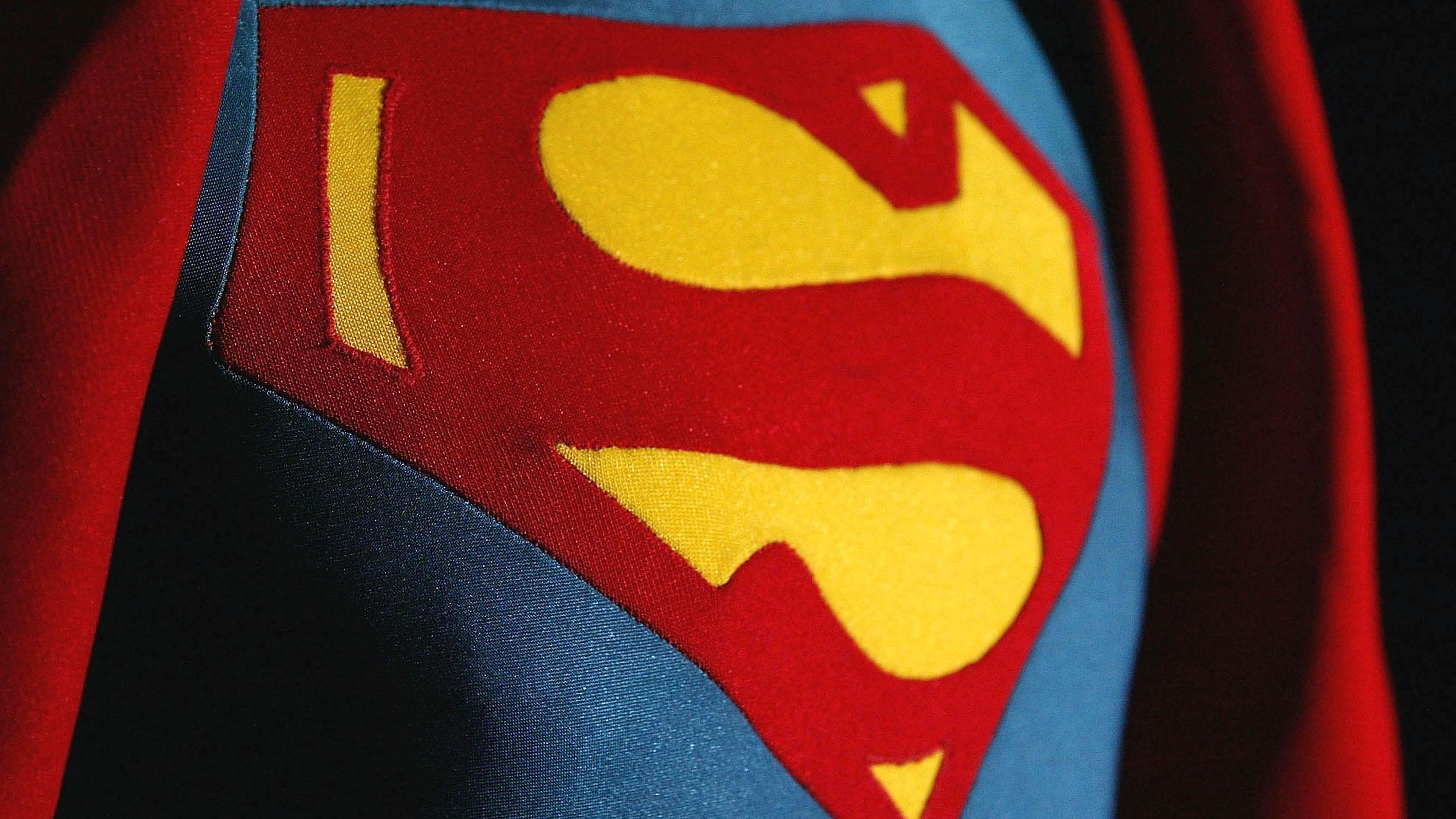 Superman Chest Wallpapers - Top Free Superman Chest Backgrounds ...