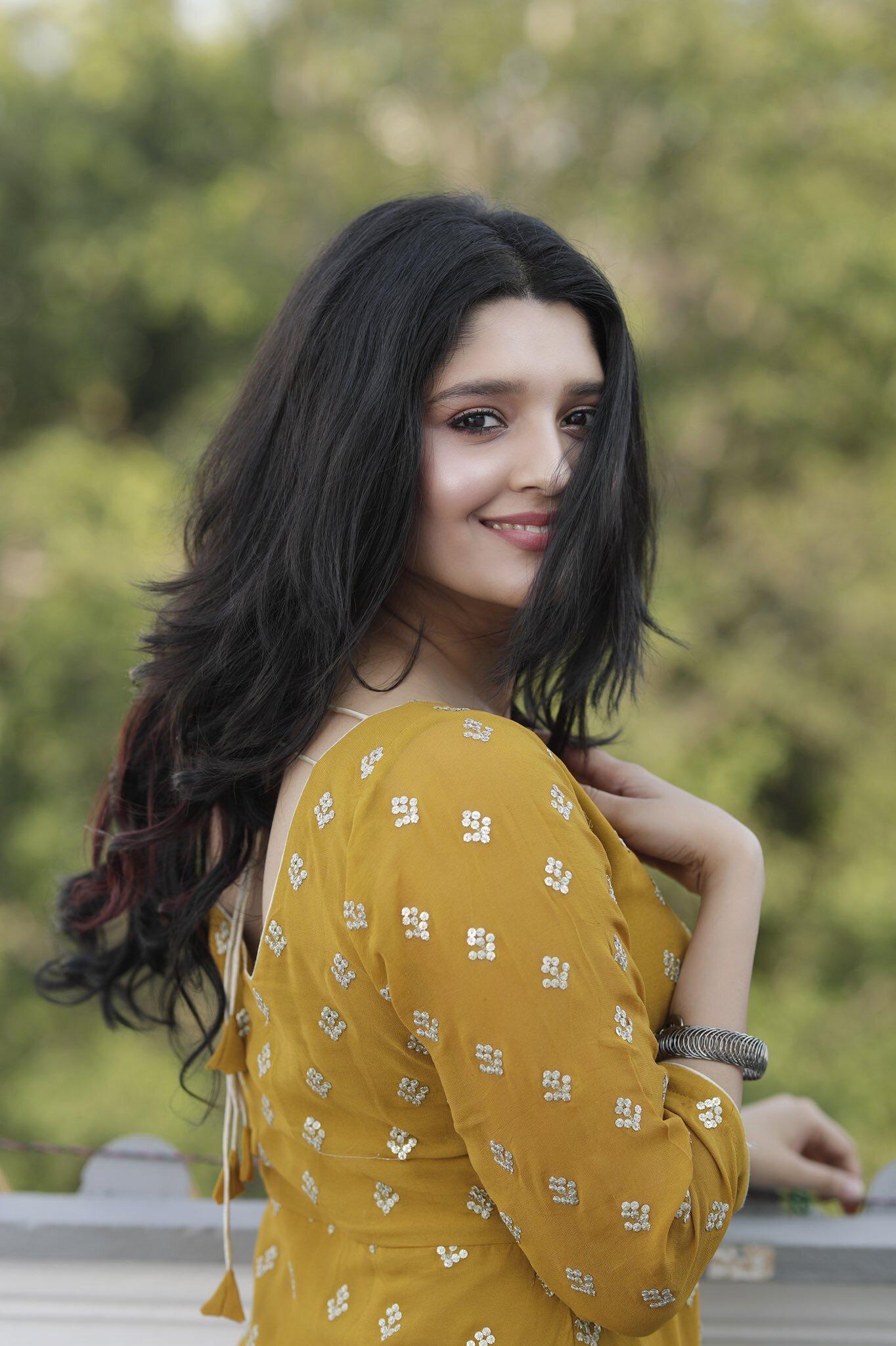 Ritika Singh Wallpapers - Top Free Ritika Singh Backgrounds ...