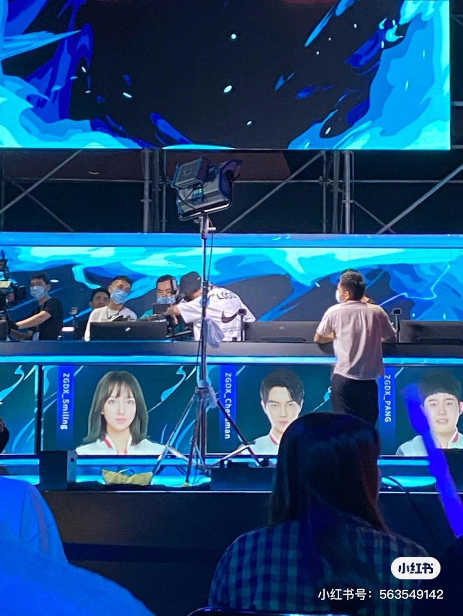 Falling Into Your Smile Wallpapers - Top Free Falling Into Your Smile Backgrounds - WallpaperAccess