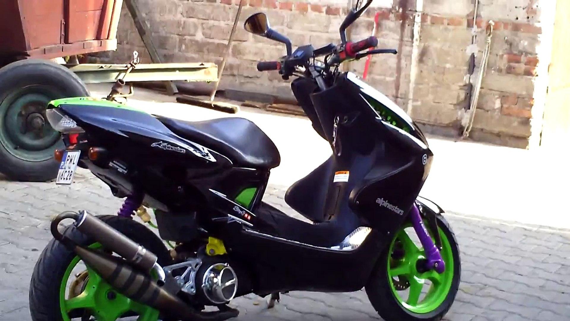 Yamaha Aerox Wallpapers - Top Free Yamaha Aerox Backgrounds ...