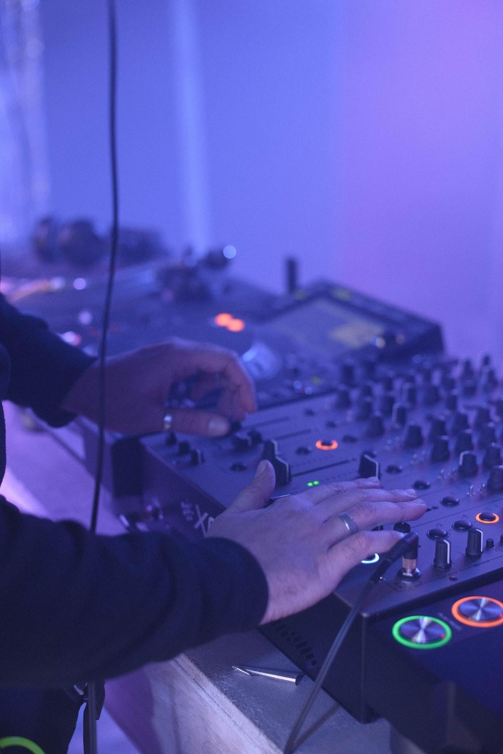 DJ Remix Wallpapers - Top Free DJ Remix Backgrounds - WallpaperAccess