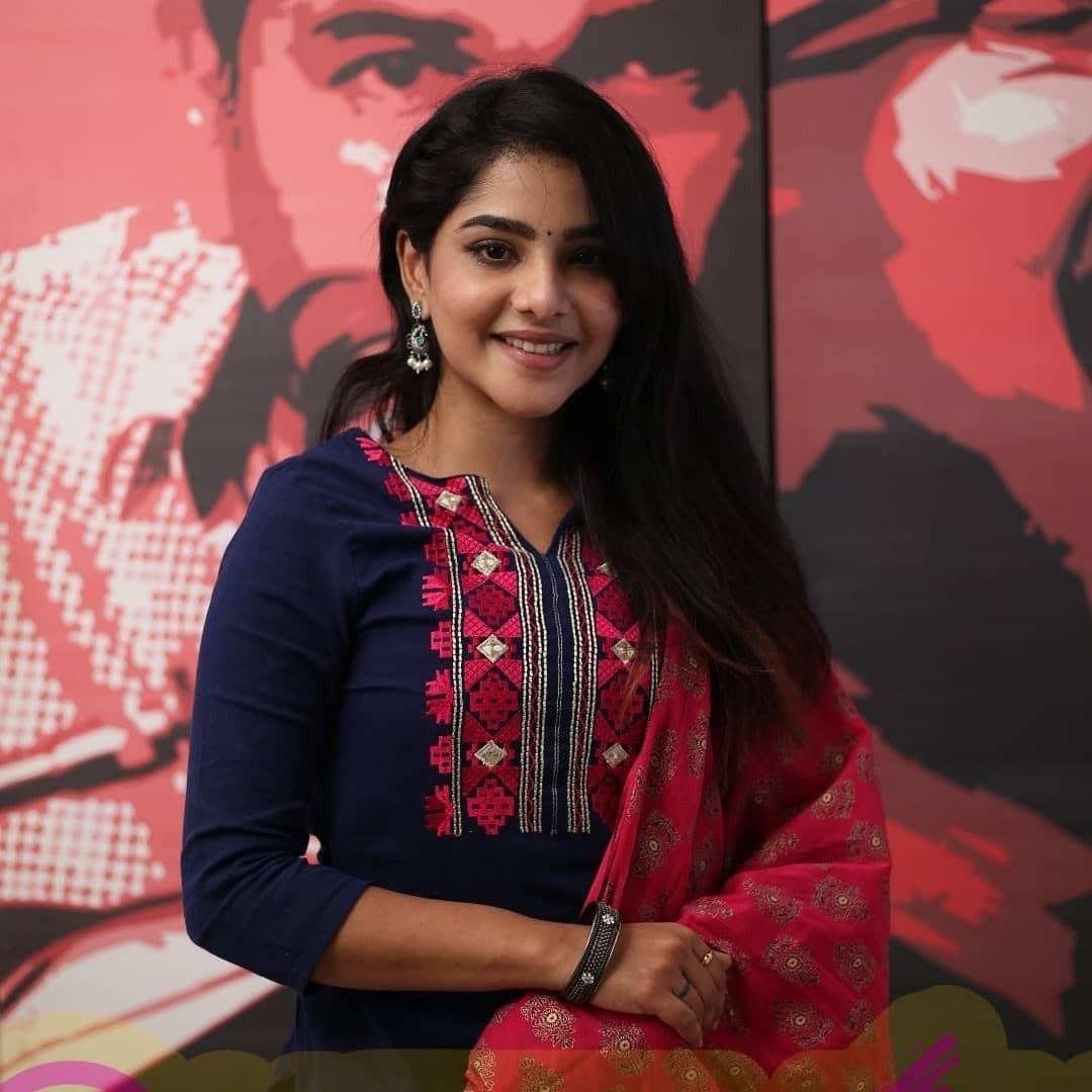 Pavithra Wallpapers - Top Free Pavithra Backgrounds - WallpaperAccess