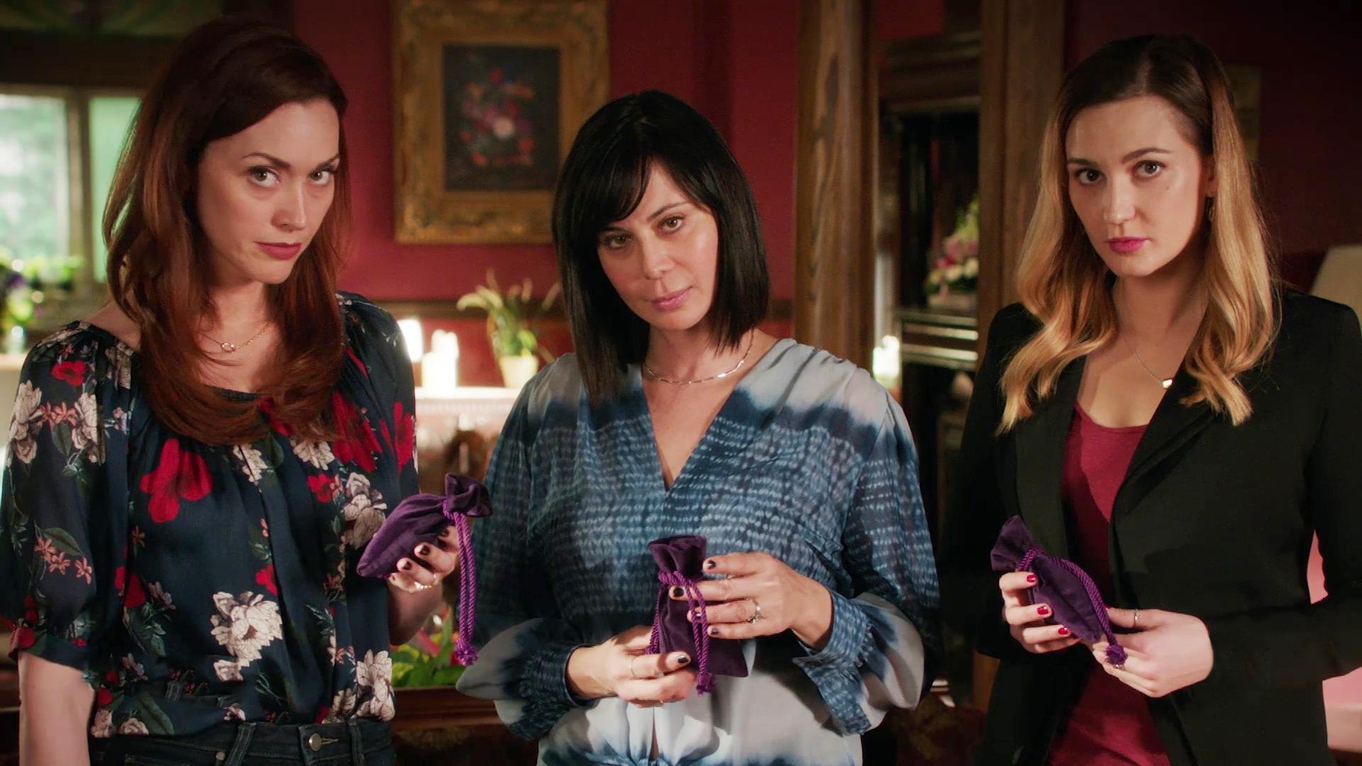 Good Witch Wallpapers - Top Free Good Witch Backgrounds - WallpaperAccess