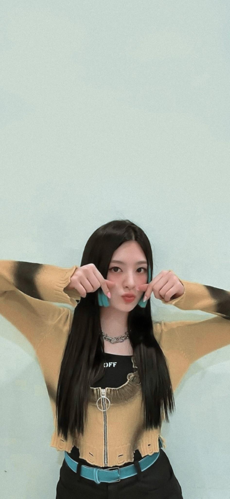 Stayc Wallpapers - Top Free Stayc Backgrounds - WallpaperAccess