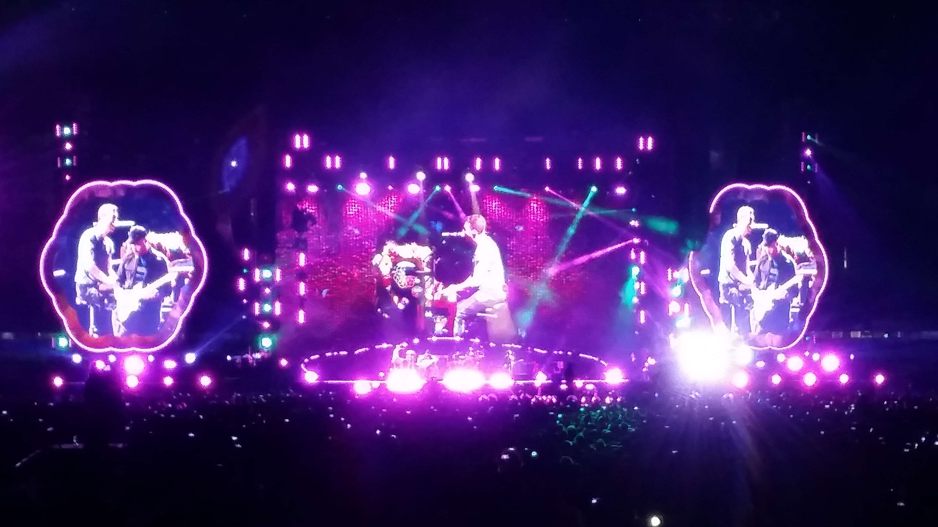 Coldplay Concert Wallpapers - Top Free Coldplay Concert Backgrounds ...