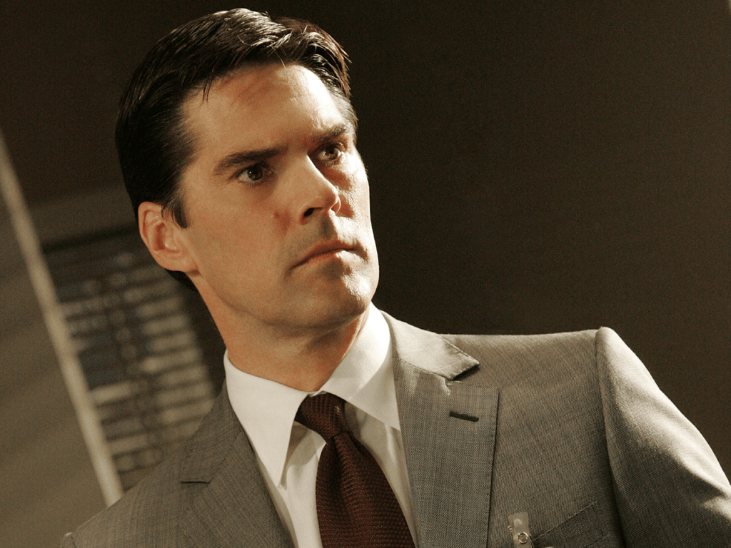 Aaron Hotchner Wallpapers - Top Free Aaron Hotchner Backgrounds ...