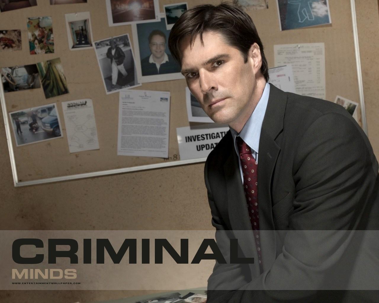 Aaron Hotchner Wallpapers - Top Free Aaron Hotchner Backgrounds ...