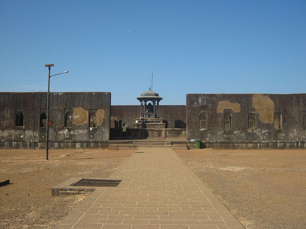 Raigad Fort Wallpapers - Top Free Raigad Fort Backgrounds - WallpaperAccess