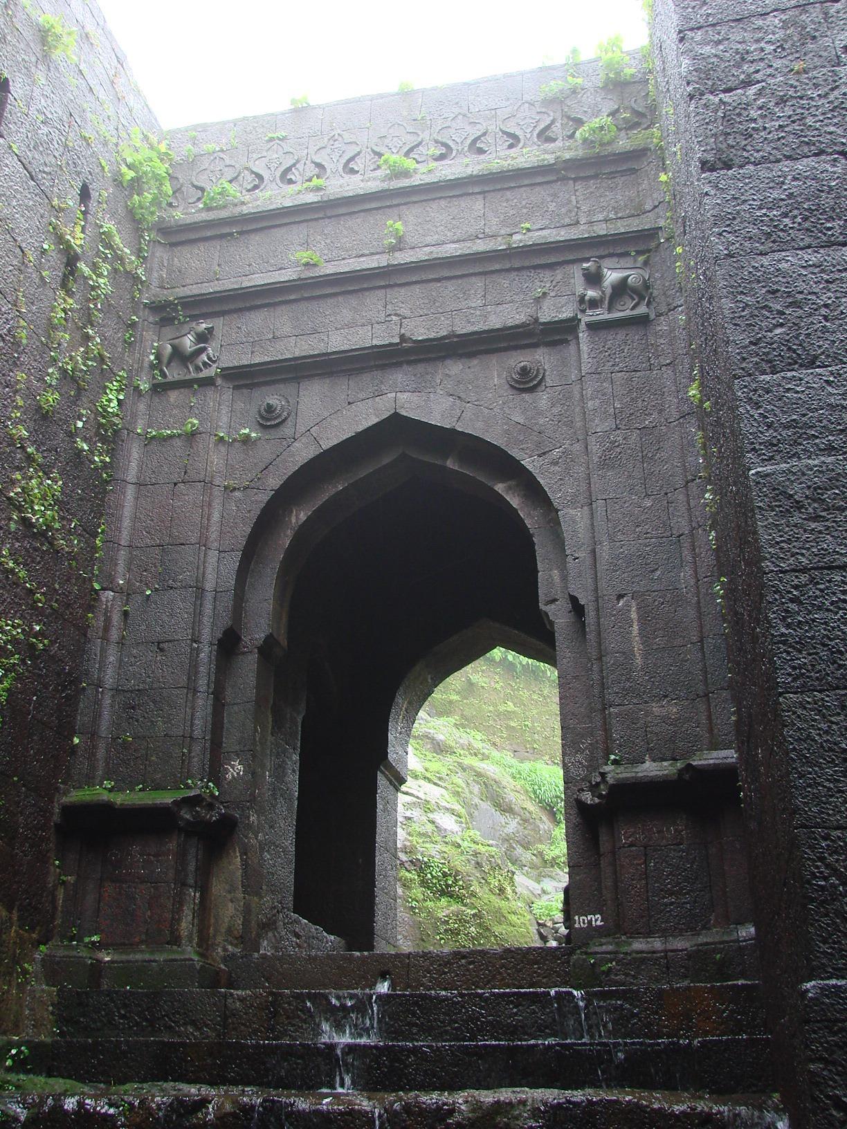 Raigad Fort Wallpapers - Top Free Raigad Fort Backgrounds - WallpaperAccess