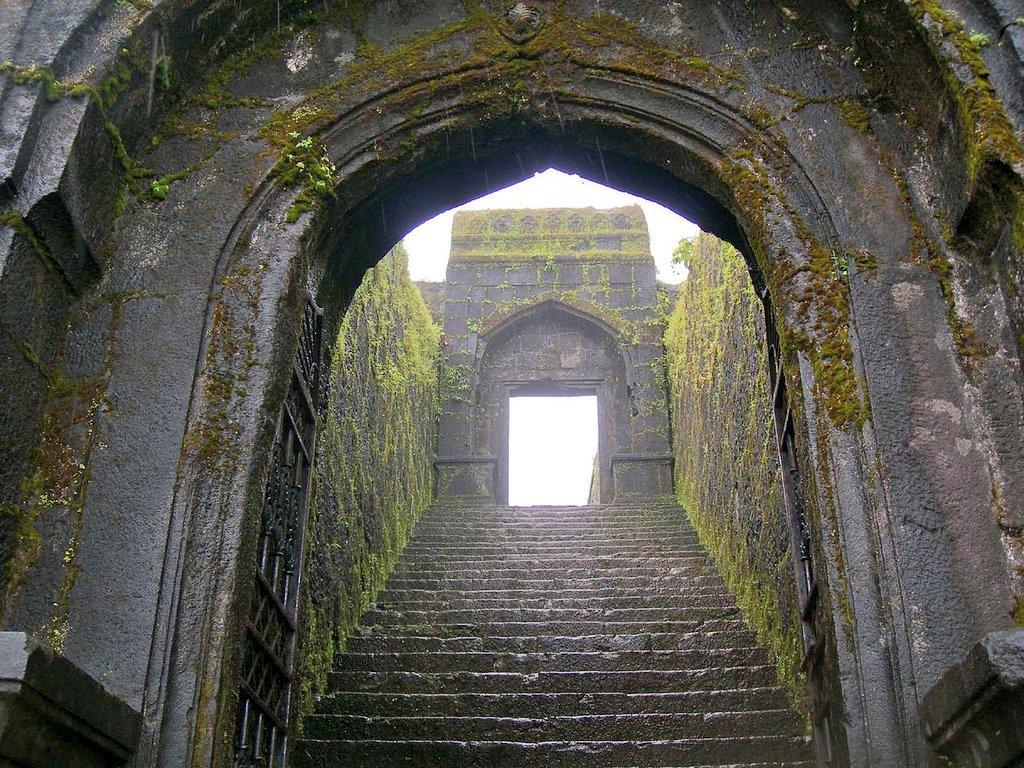 Raigad Fort Wallpapers - Top Free Raigad Fort Backgrounds - WallpaperAccess
