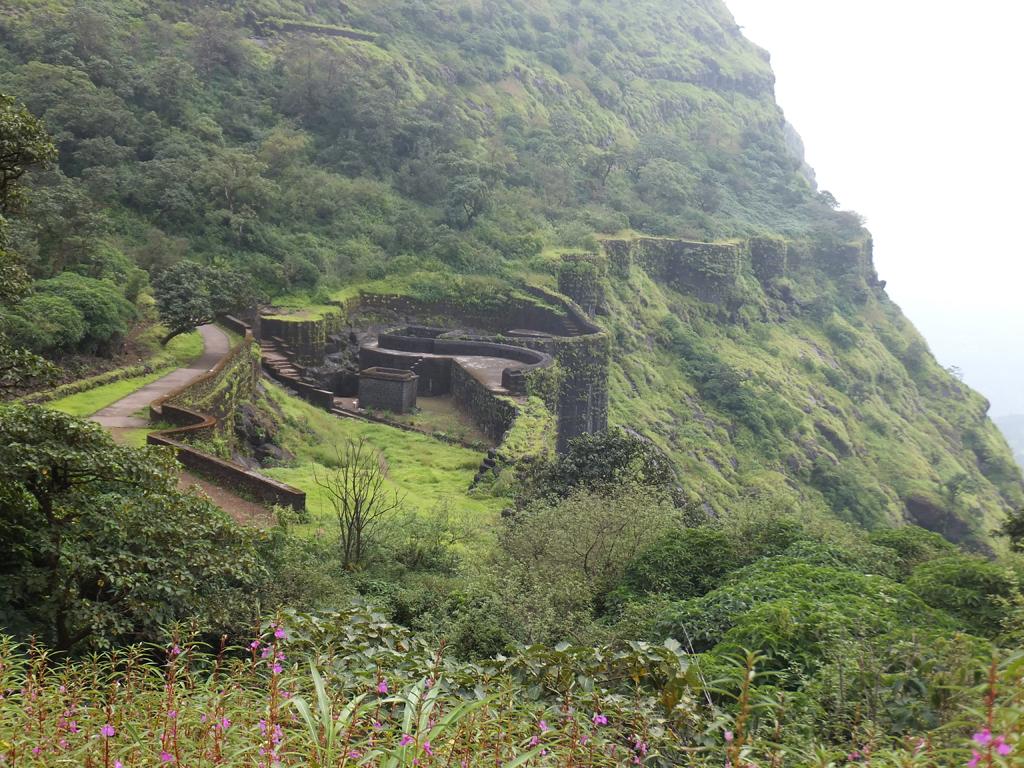 Raigad Fort Wallpapers - Top Free Raigad Fort Backgrounds - WallpaperAccess