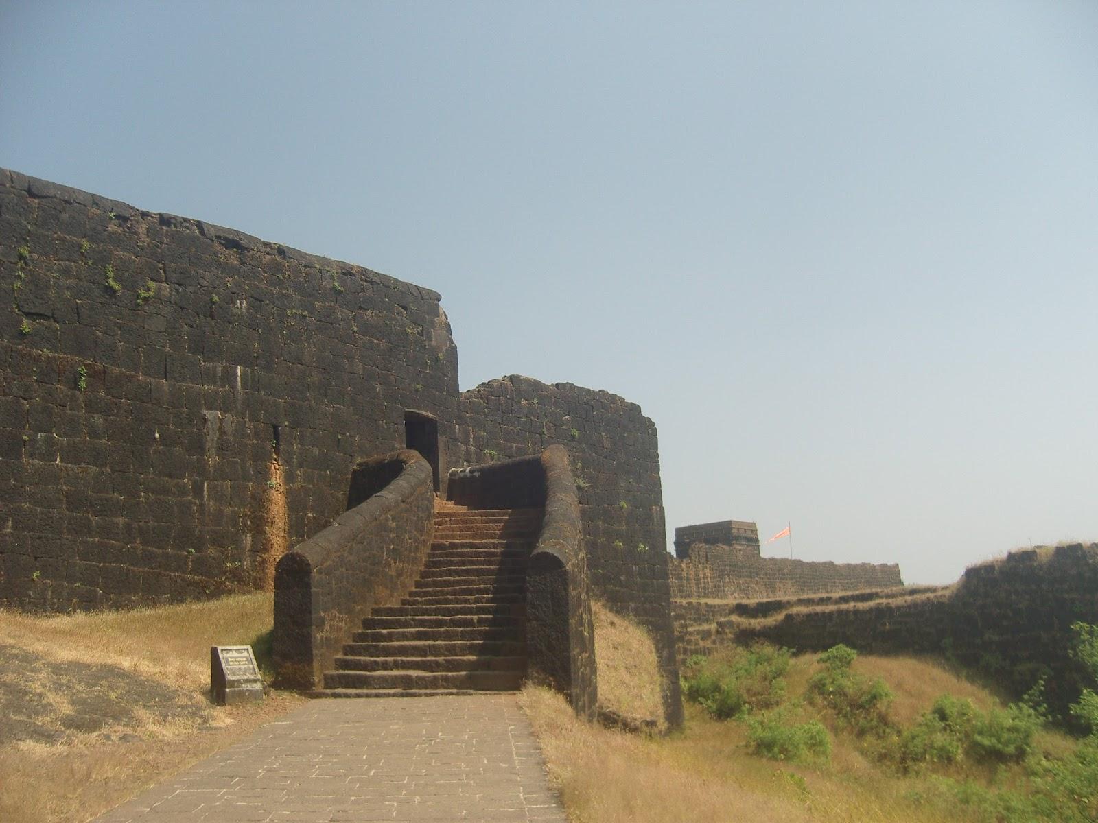 Raigad Fort Wallpapers - Top Free Raigad Fort Backgrounds - WallpaperAccess