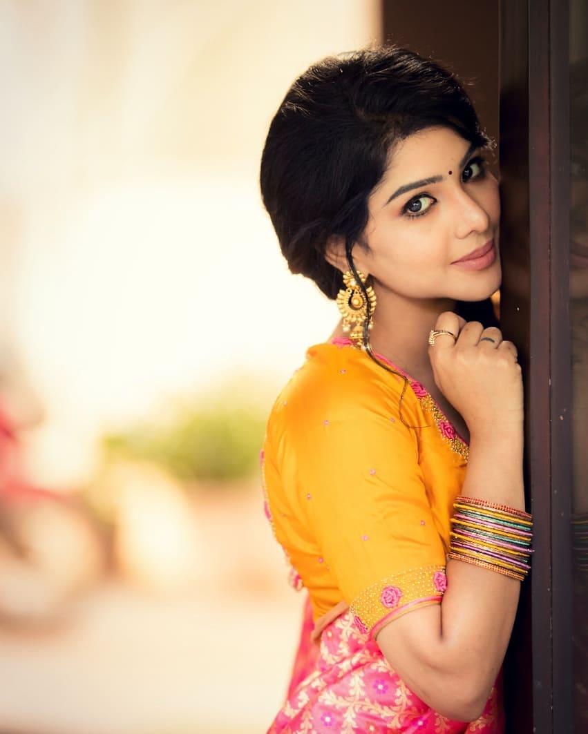 Pavithra Wallpapers - Top Free Pavithra Backgrounds - WallpaperAccess