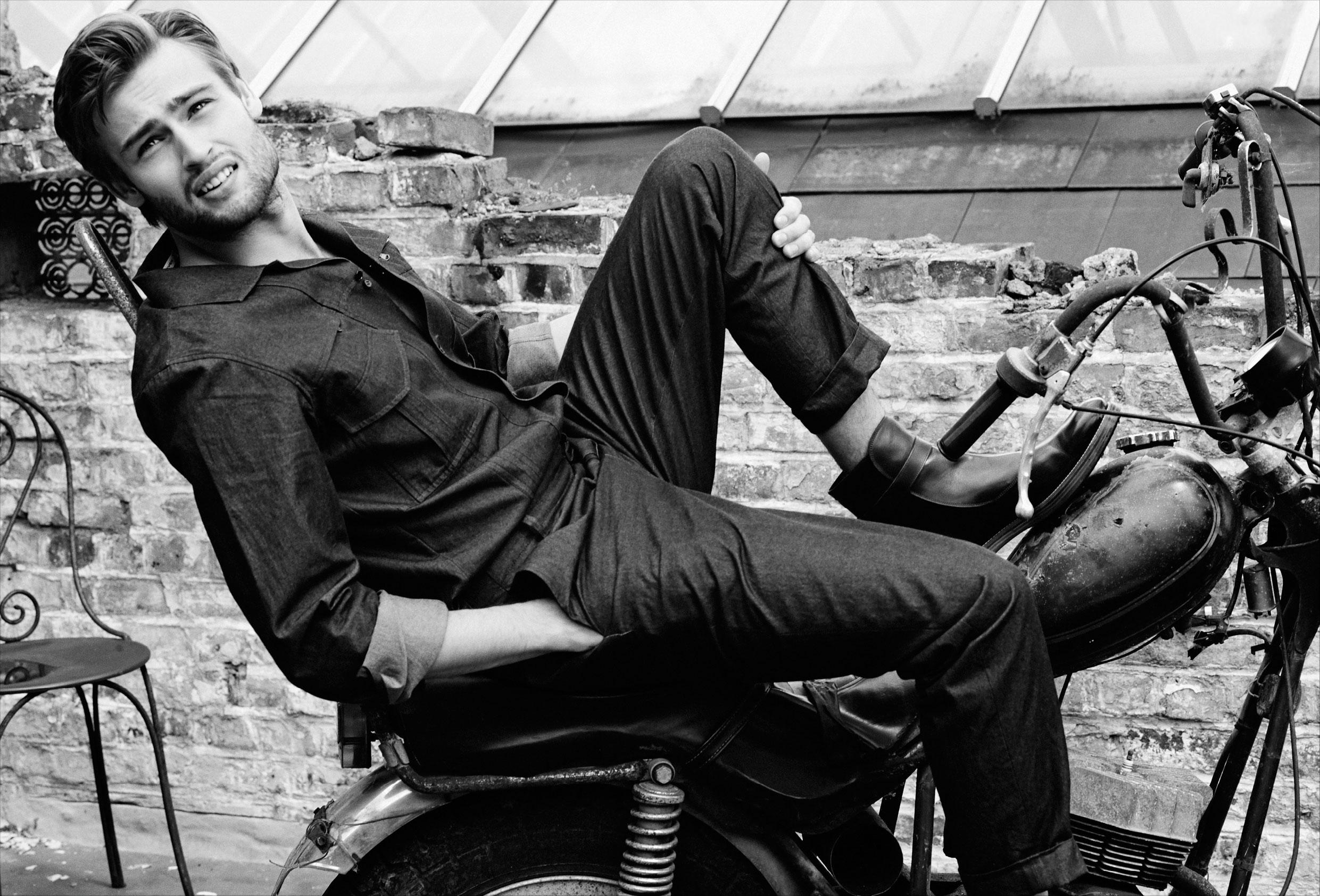 Douglas Booth Wallpapers - Top Free Douglas Booth Backgrounds ...