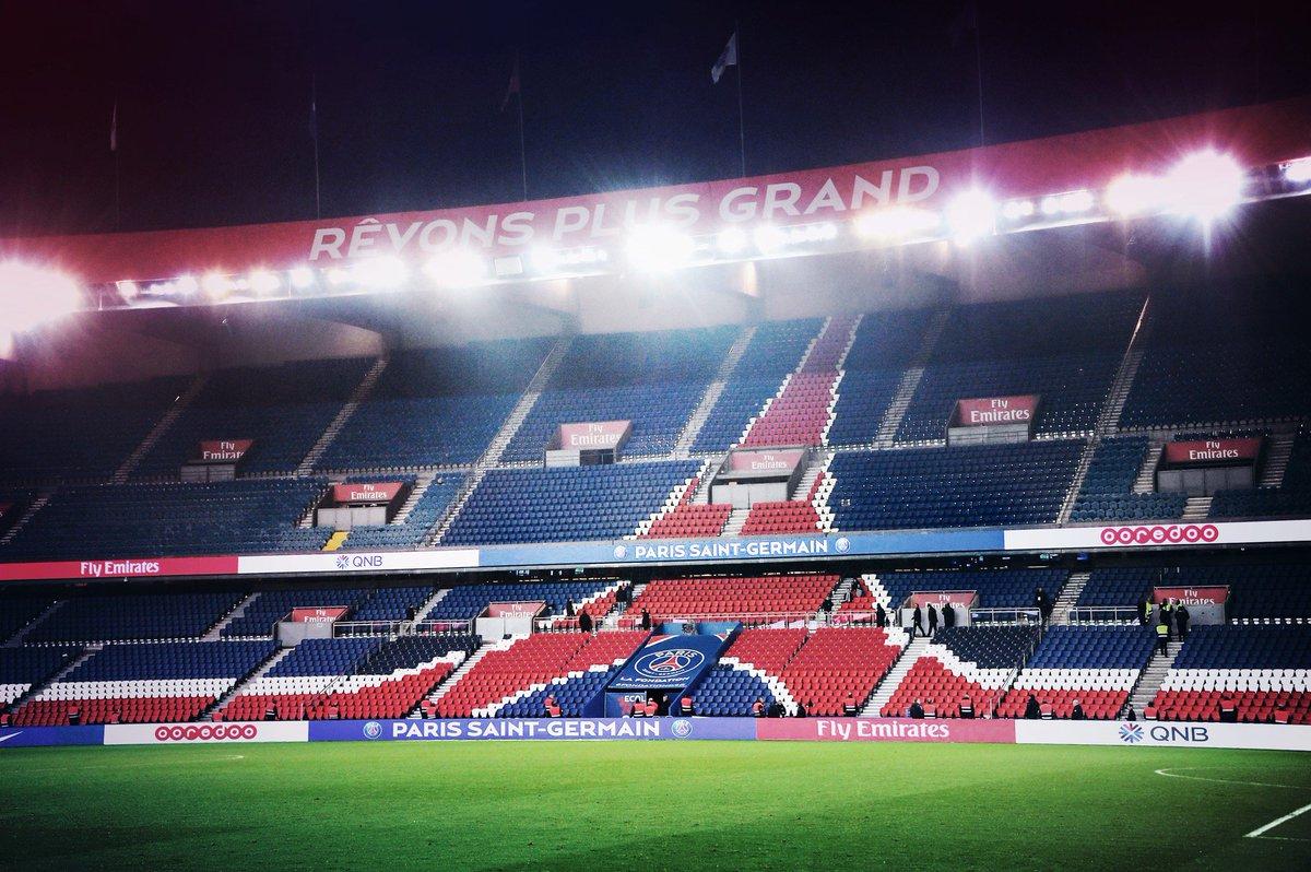 PSG Stadium Wallpapers - Top Free PSG Stadium Backgrounds - WallpaperAccess