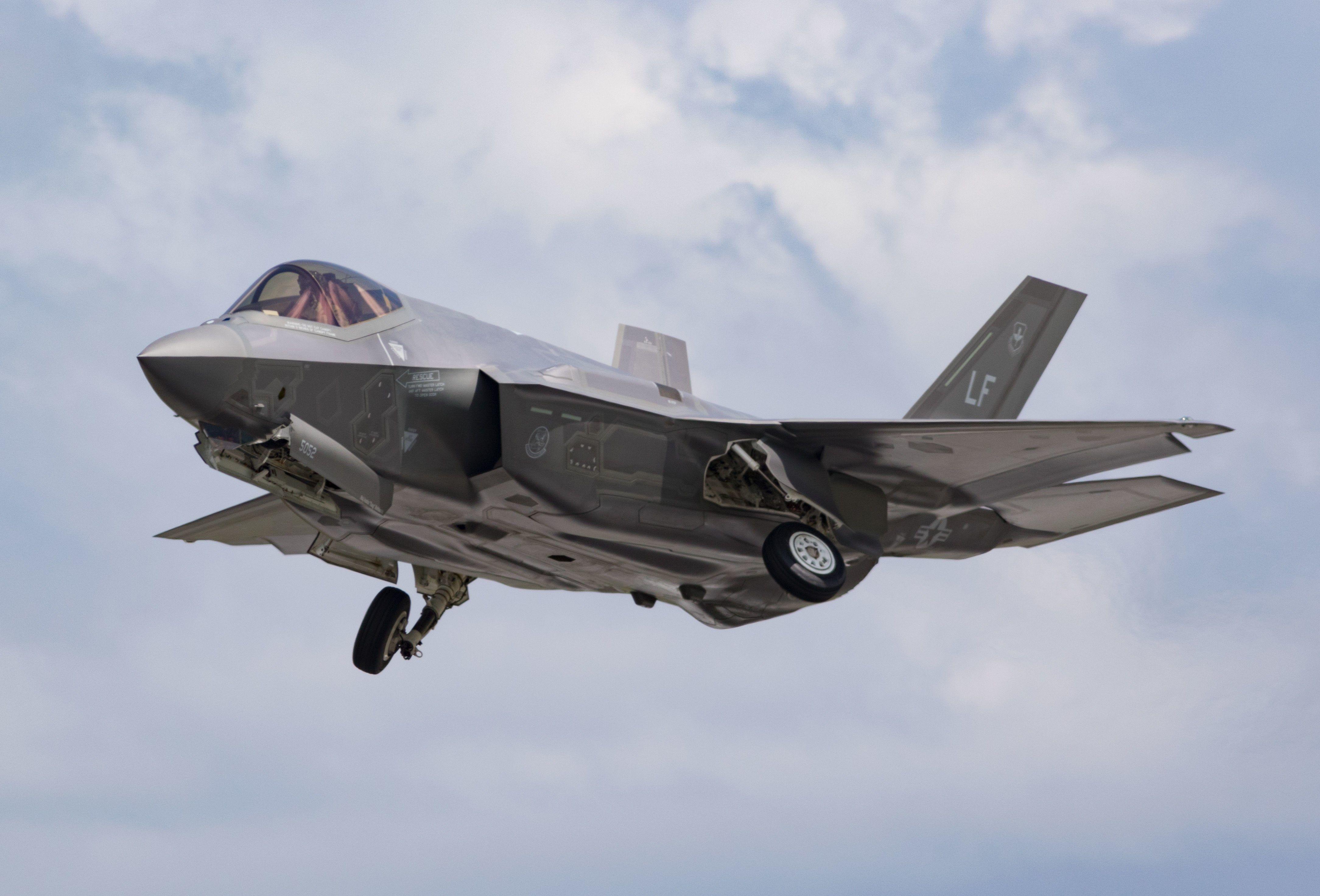 F-35 Fighter 5K Wallpapers - Top Free F-35 Fighter 5K Backgrounds ...