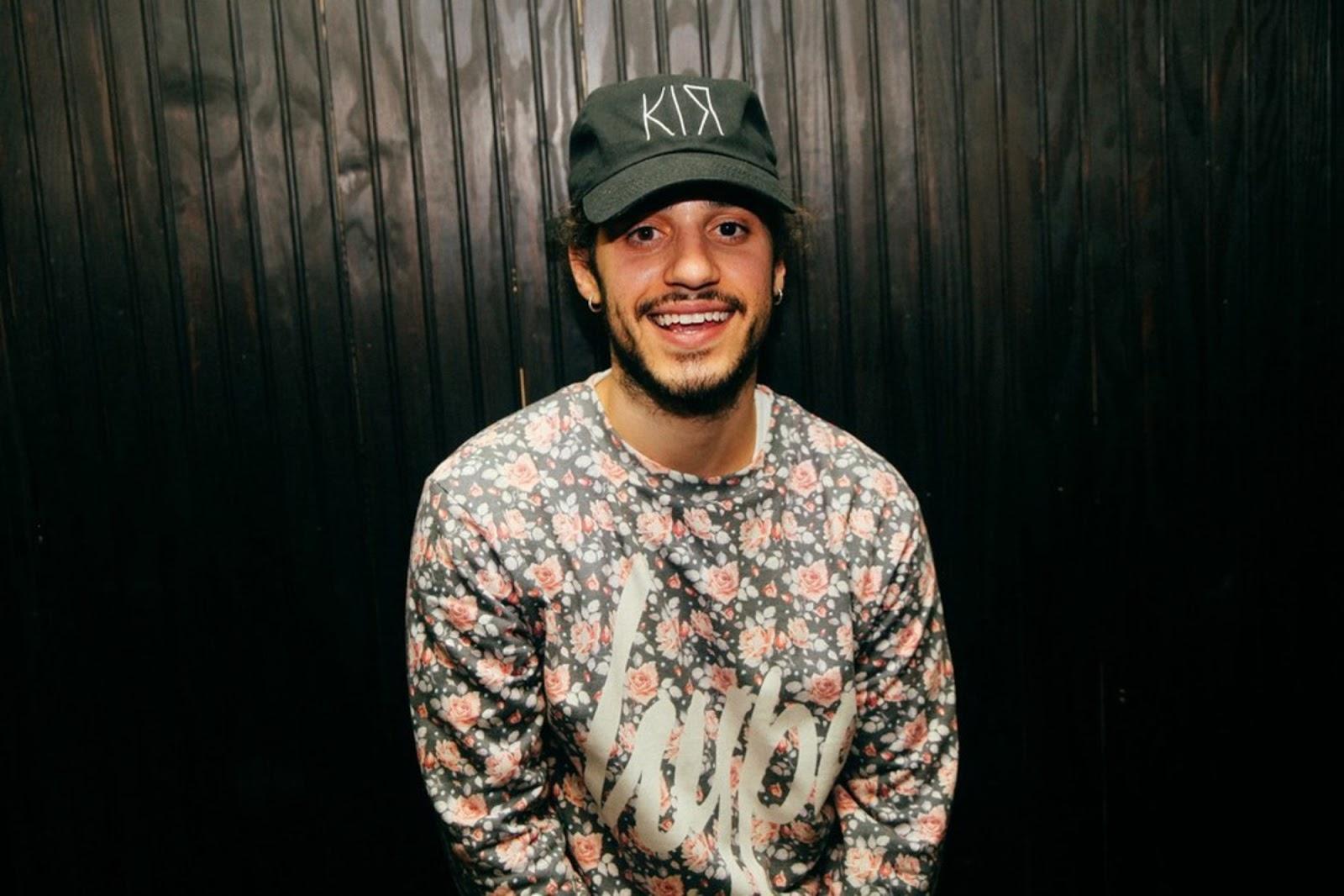 Russ Singer Wallpapers - Top Free Russ Singer Backgrounds - WallpaperAccess