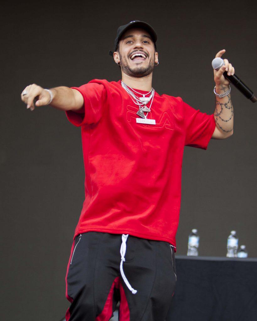 Russ Singer Wallpapers - Top Free Russ Singer Backgrounds - WallpaperAccess