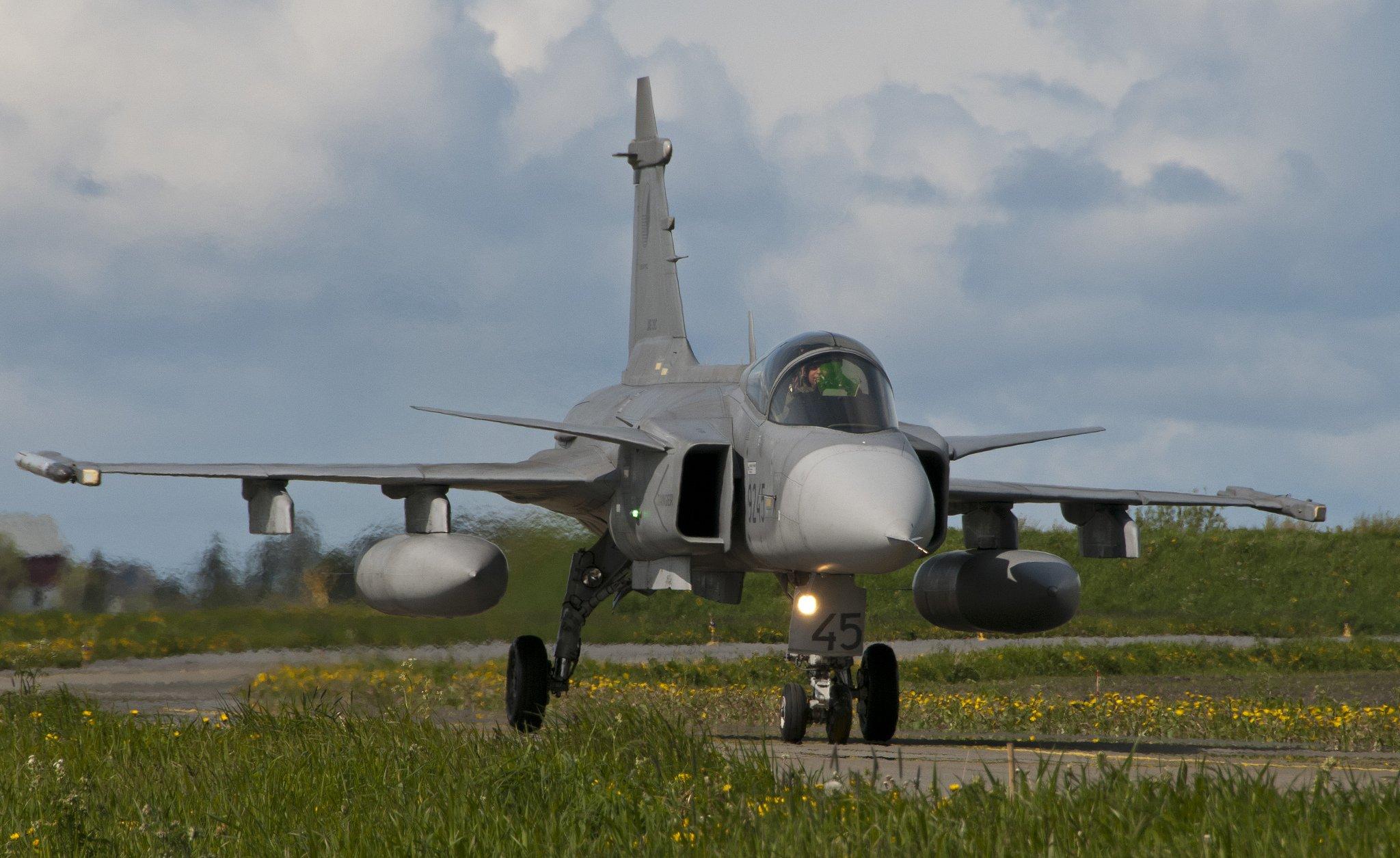 Gripen Wallpapers - Top Free Gripen Backgrounds - WallpaperAccess