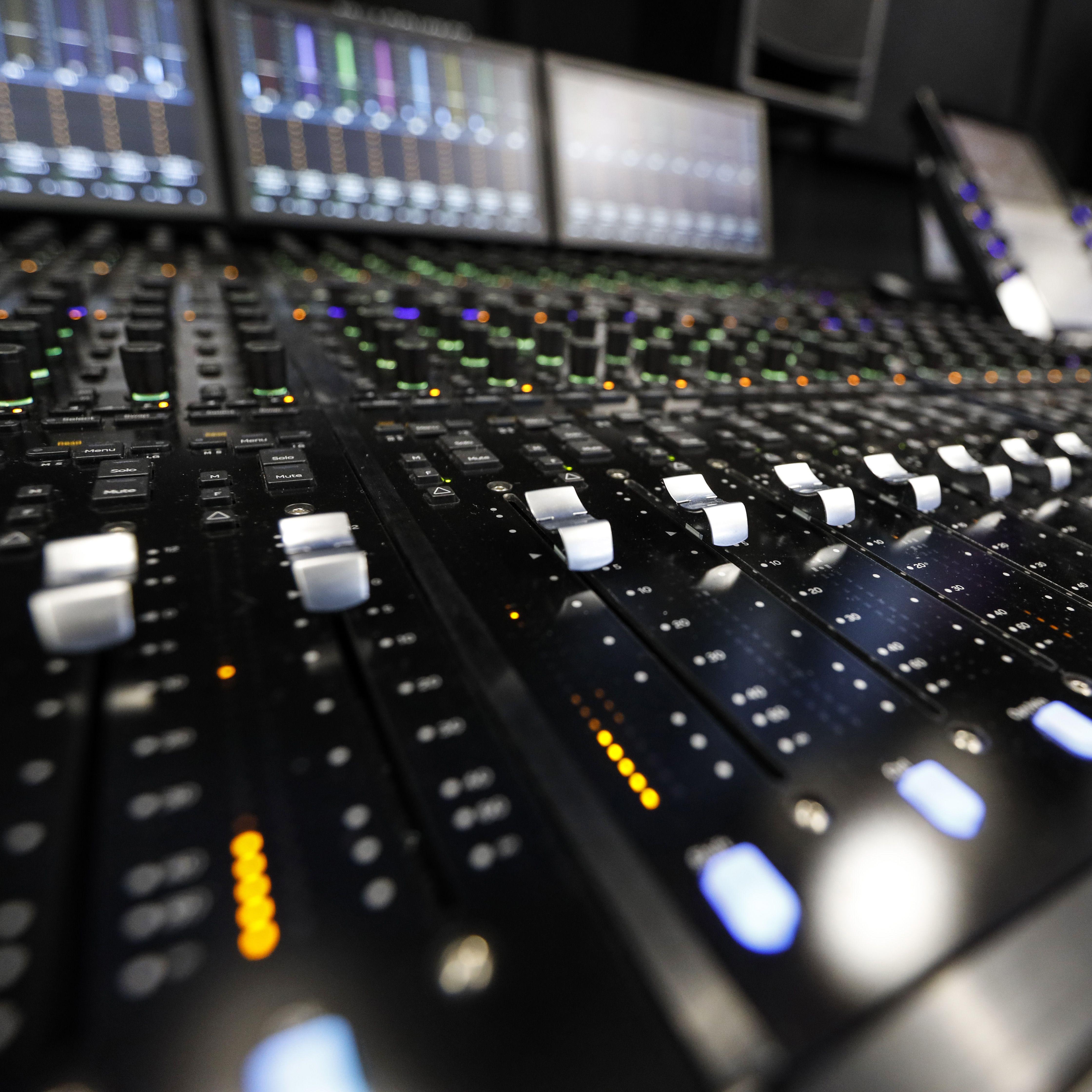 Rap Studio Wallpapers - Top Free Rap Studio Backgrounds - WallpaperAccess