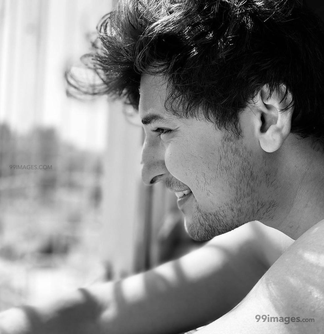 Darshan Raval HD Wallpapers - Top Free Darshan Raval HD Backgrounds ...