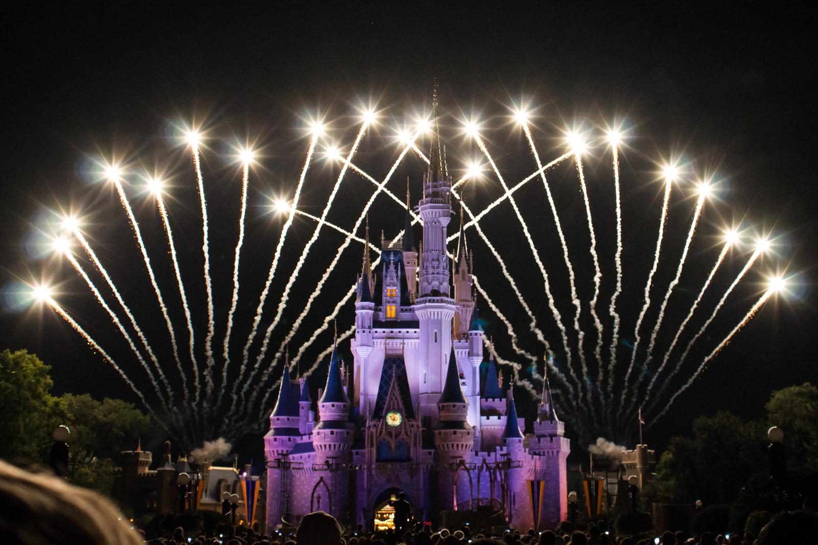 Disney Castle Fireworks Wallpapers - Top Free Disney Castle Fireworks ...