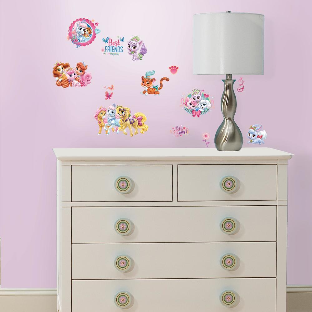 Palace Pets Wallpapers - Top Free Palace Pets Backgrounds - WallpaperAccess