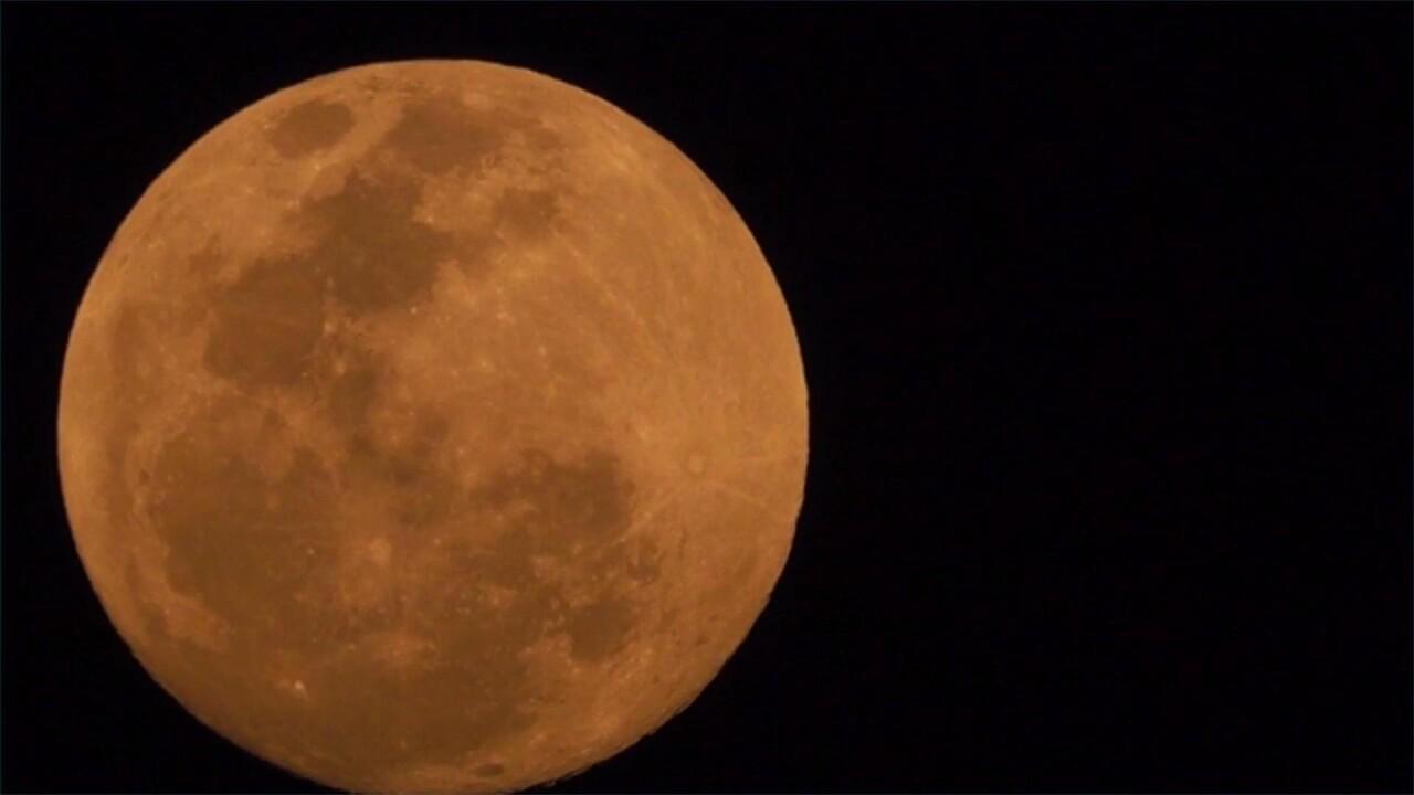 Super Moon at Sunset Wallpapers - Top Free Super Moon at Sunset ...