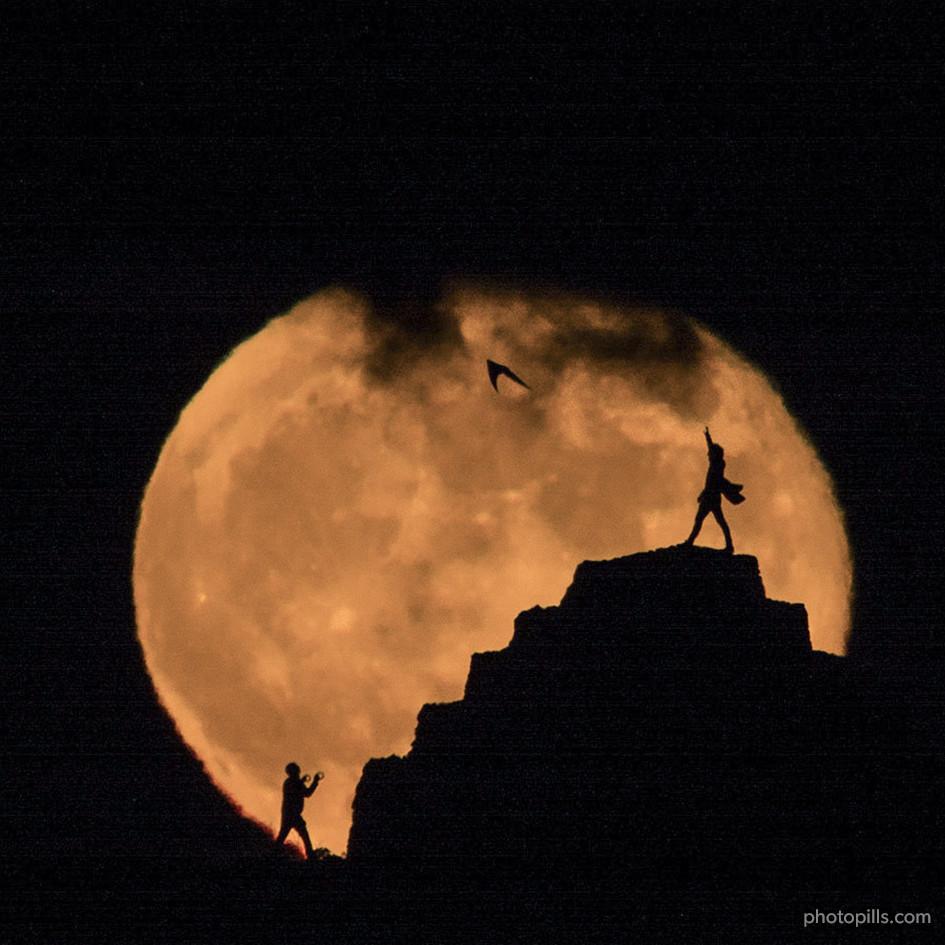 Super Moon at Sunset Wallpapers - Top Free Super Moon at Sunset ...