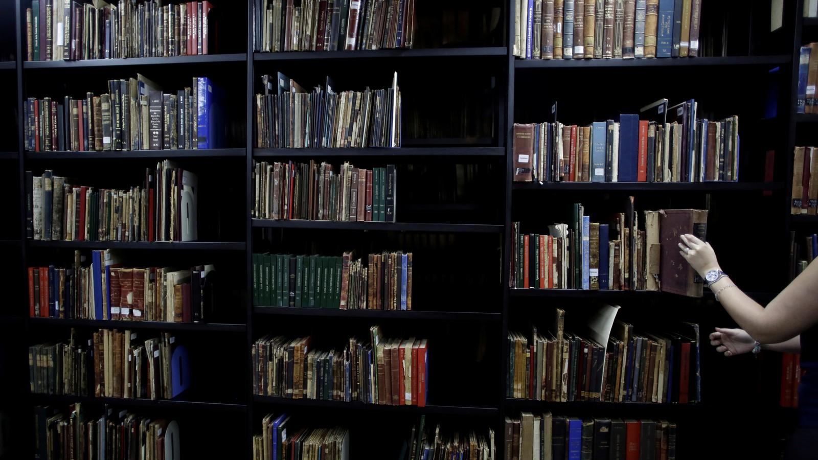 History Books Wallpapers - Top Free History Books Backgrounds ...