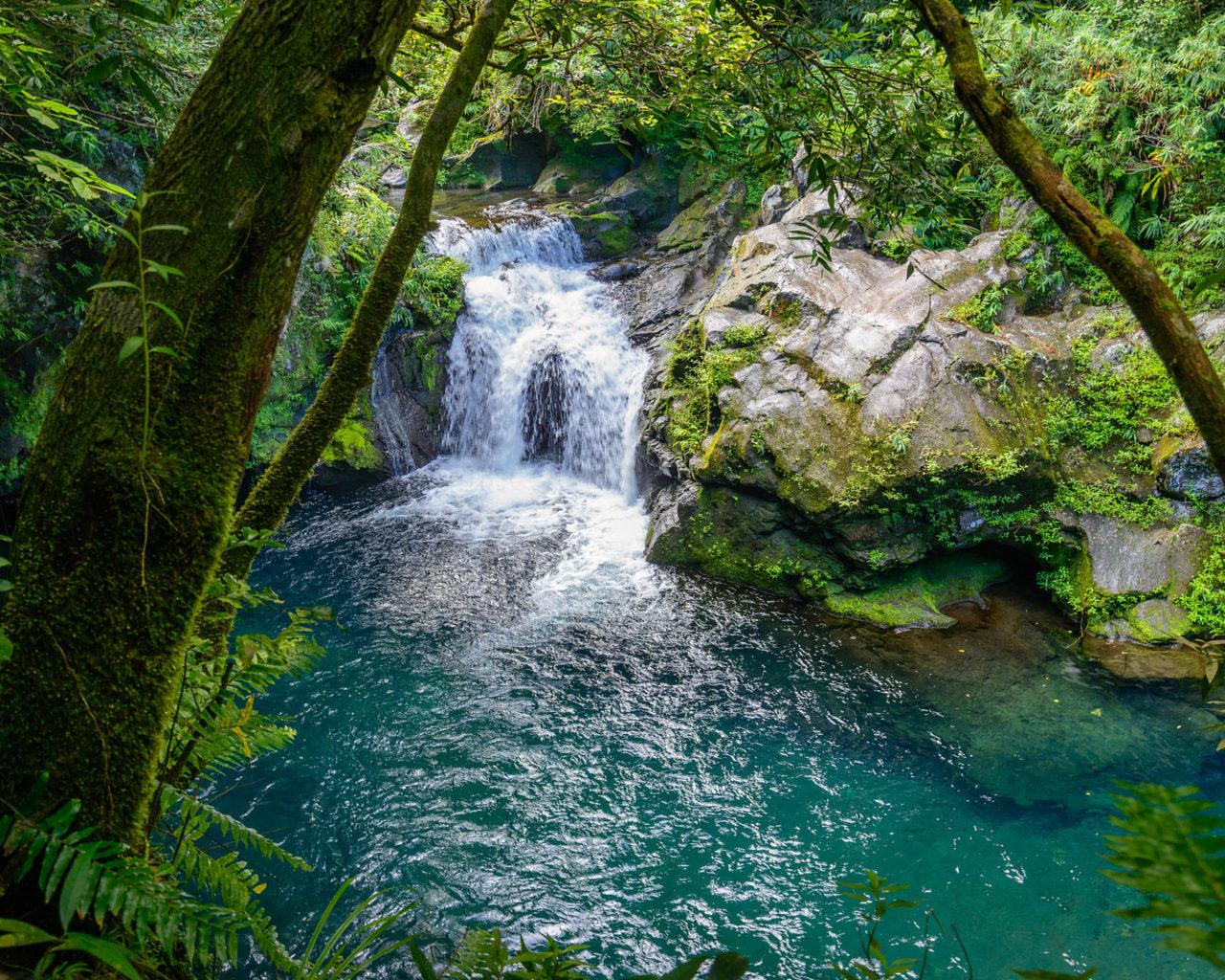 Island Waterfall Wallpapers - Top Free Island Waterfall Backgrounds ...