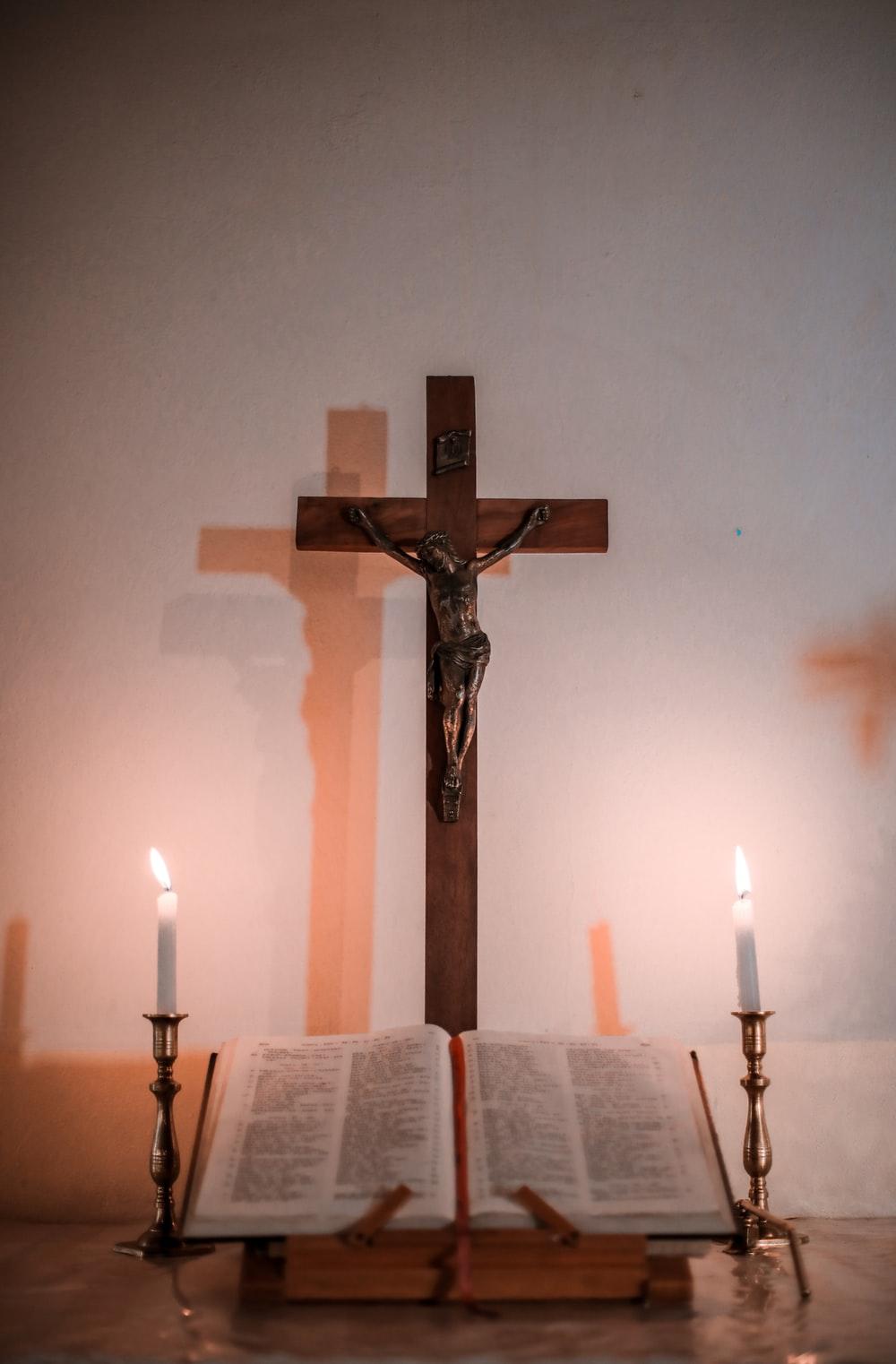 Cross and Bible Wallpapers - Top Free Cross and Bible Backgrounds ...