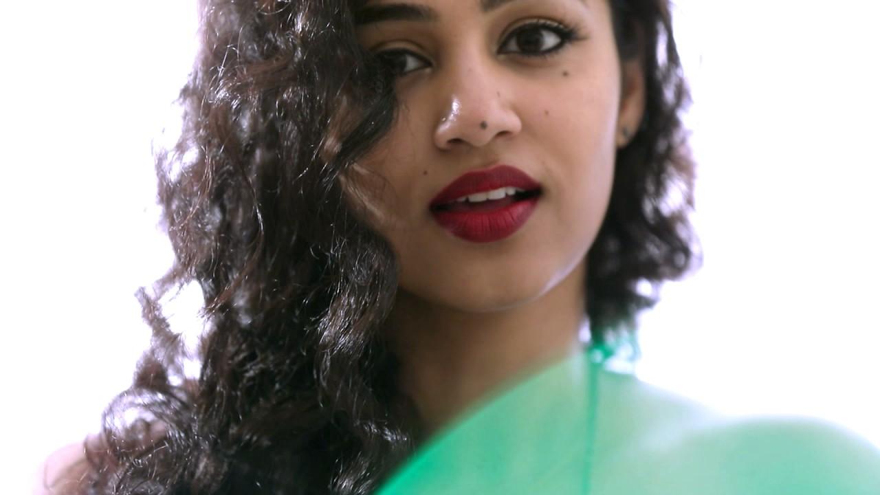 Female Singer Wallpapers - Top Free Female Singer Backgrounds ...