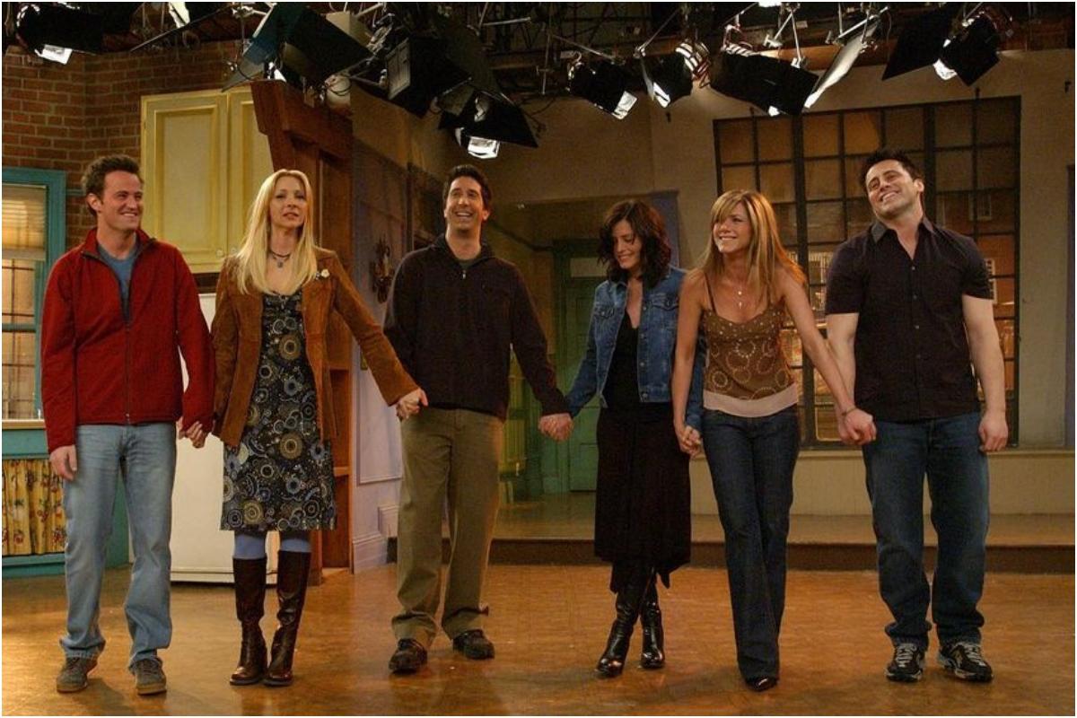 Friends Reunion Wallpapers - Top Free Friends Reunion Backgrounds ...