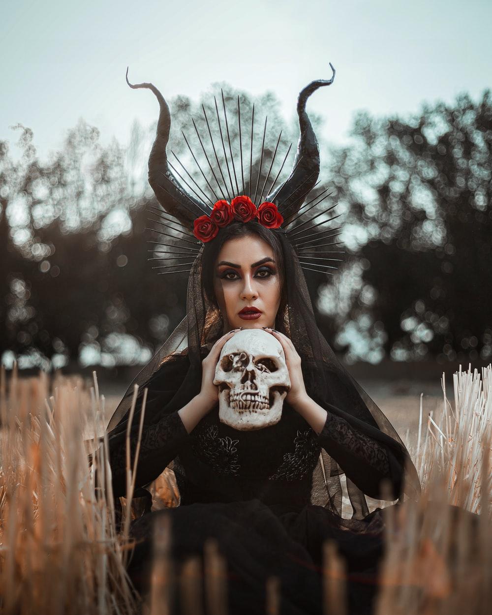 Satan Girl Wallpapers - Top Free Satan Girl Backgrounds - WallpaperAccess