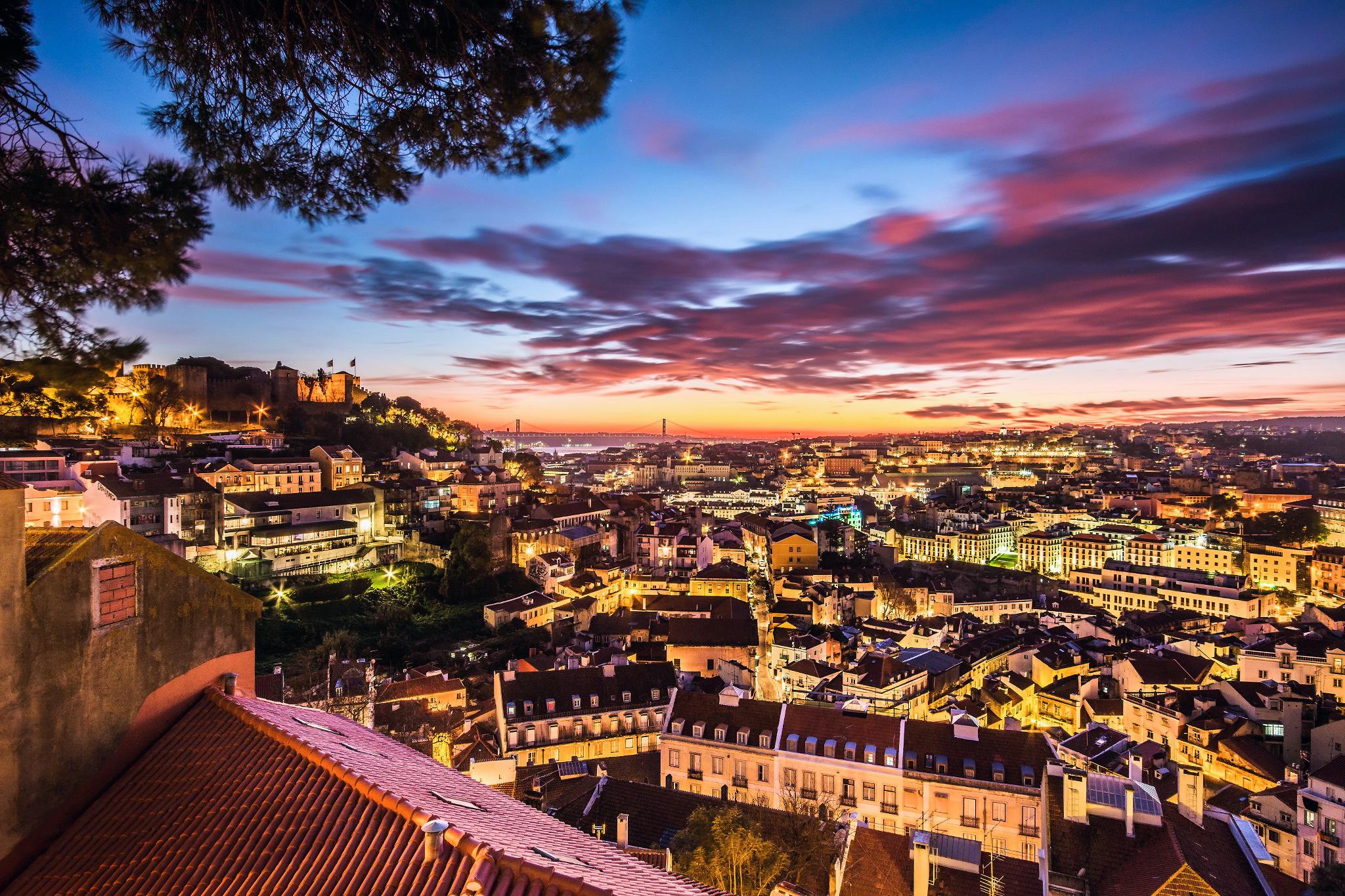 Lisbon HD Wallpapers - Top Free Lisbon HD Backgrounds - WallpaperAccess