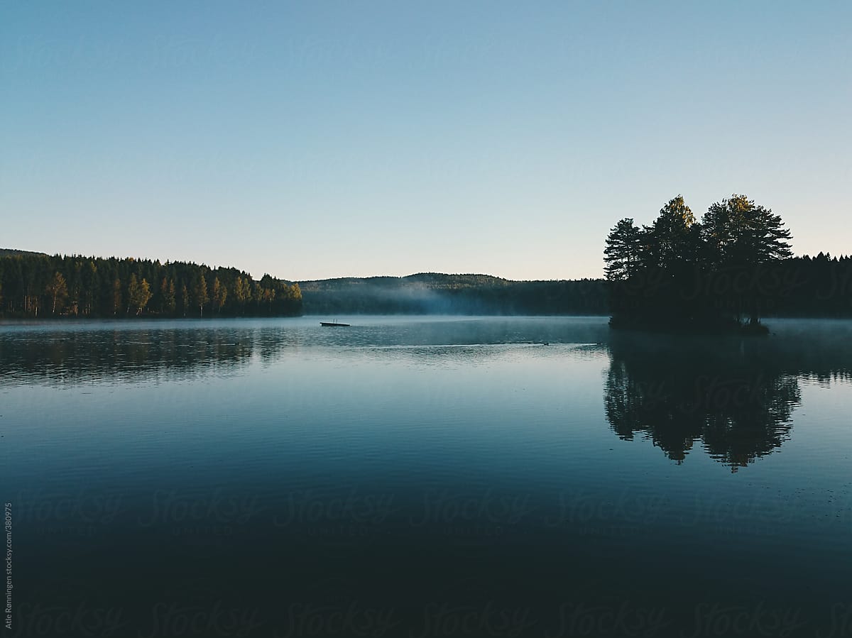 Misty Lake Wallpapers - Top Free Misty Lake Backgrounds - WallpaperAccess