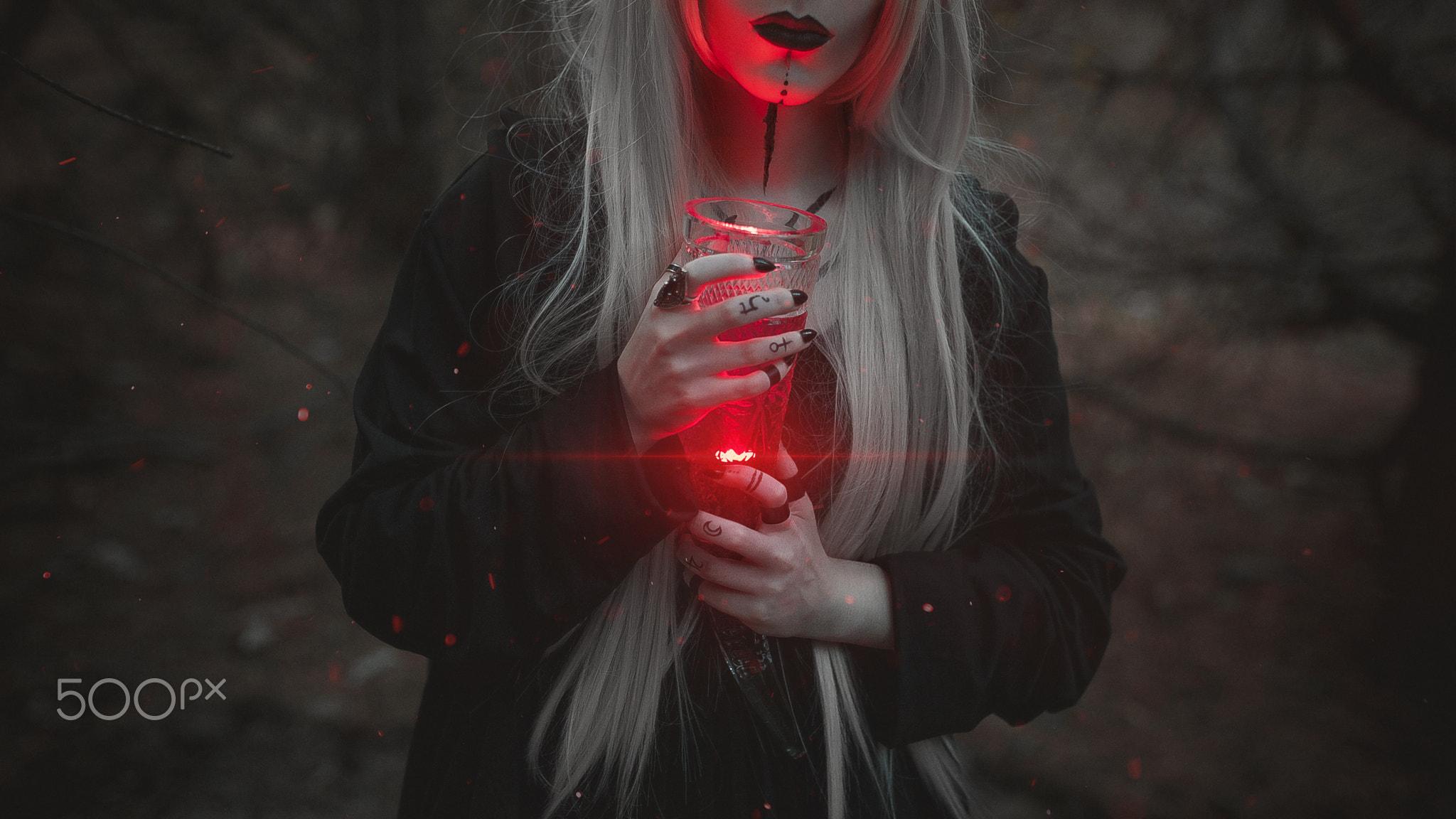 Horror Women Wallpapers - Top Free Horror Women Backgrounds ...