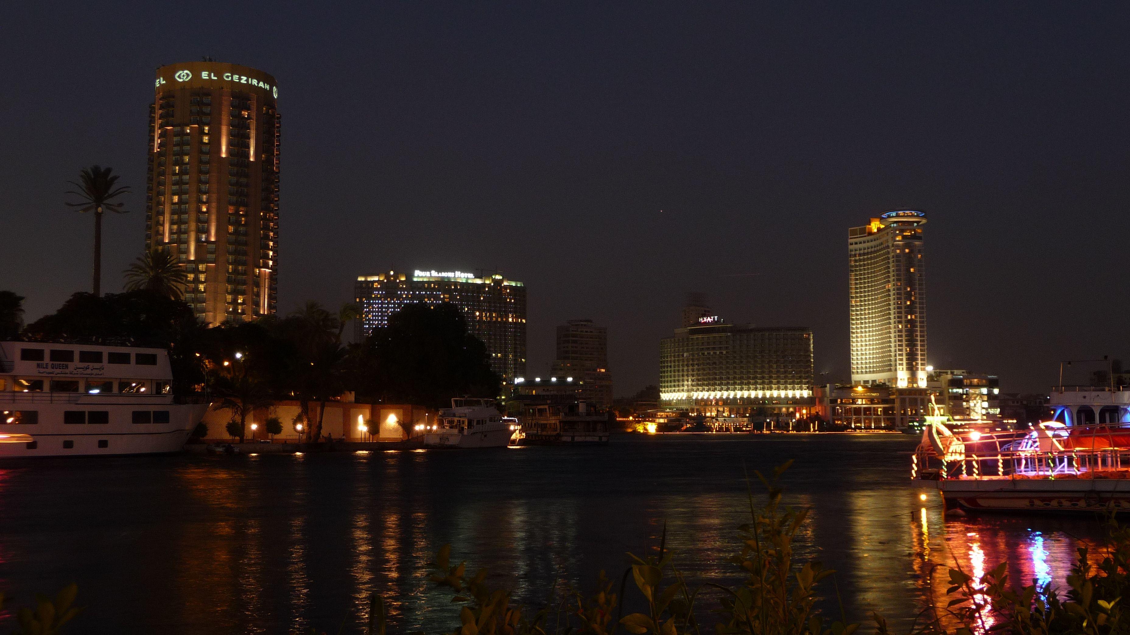 Cairo Night Wallpapers - Top Free Cairo Night Backgrounds - WallpaperAccess
