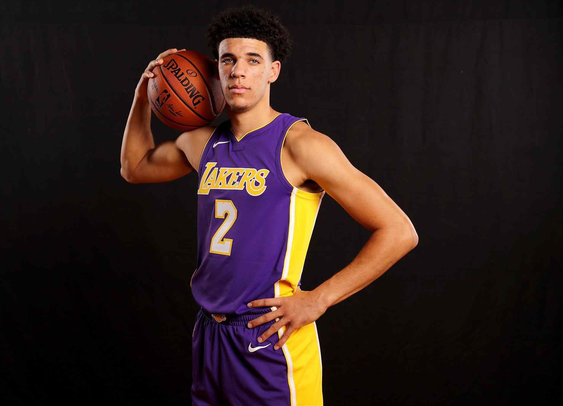 Lonzo Ball Lakers Wallpapers - Top Free Lonzo Ball Lakers Backgrounds ...