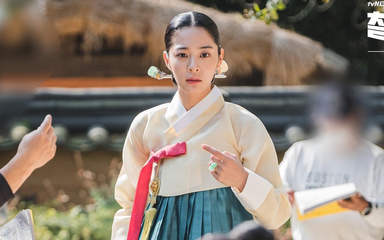 Mr Queen Wallpapers - Top Free Mr Queen Backgrounds - WallpaperAccess