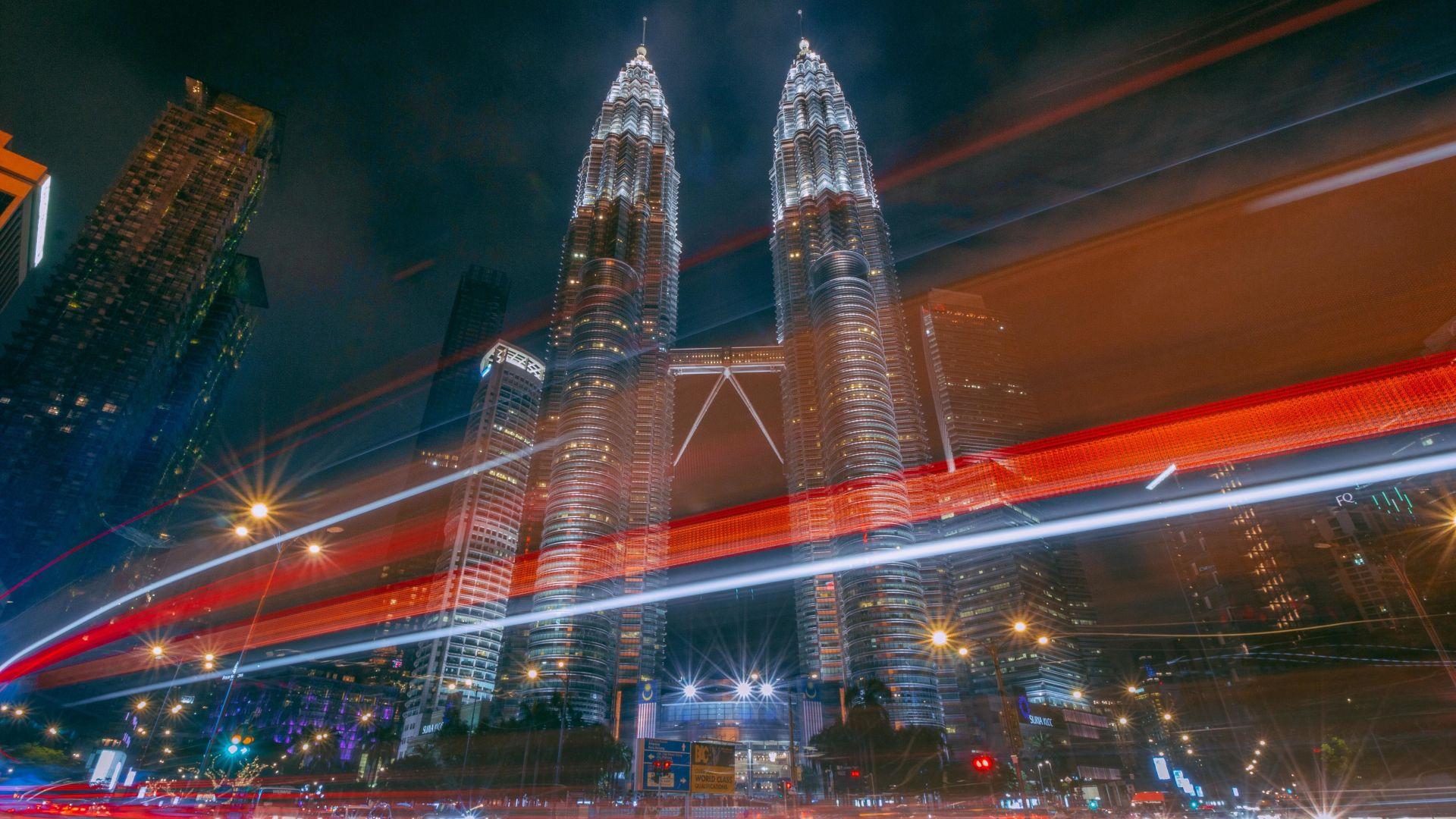 Petronas Towers Wallpapers - Top Free Petronas Towers Backgrounds ...