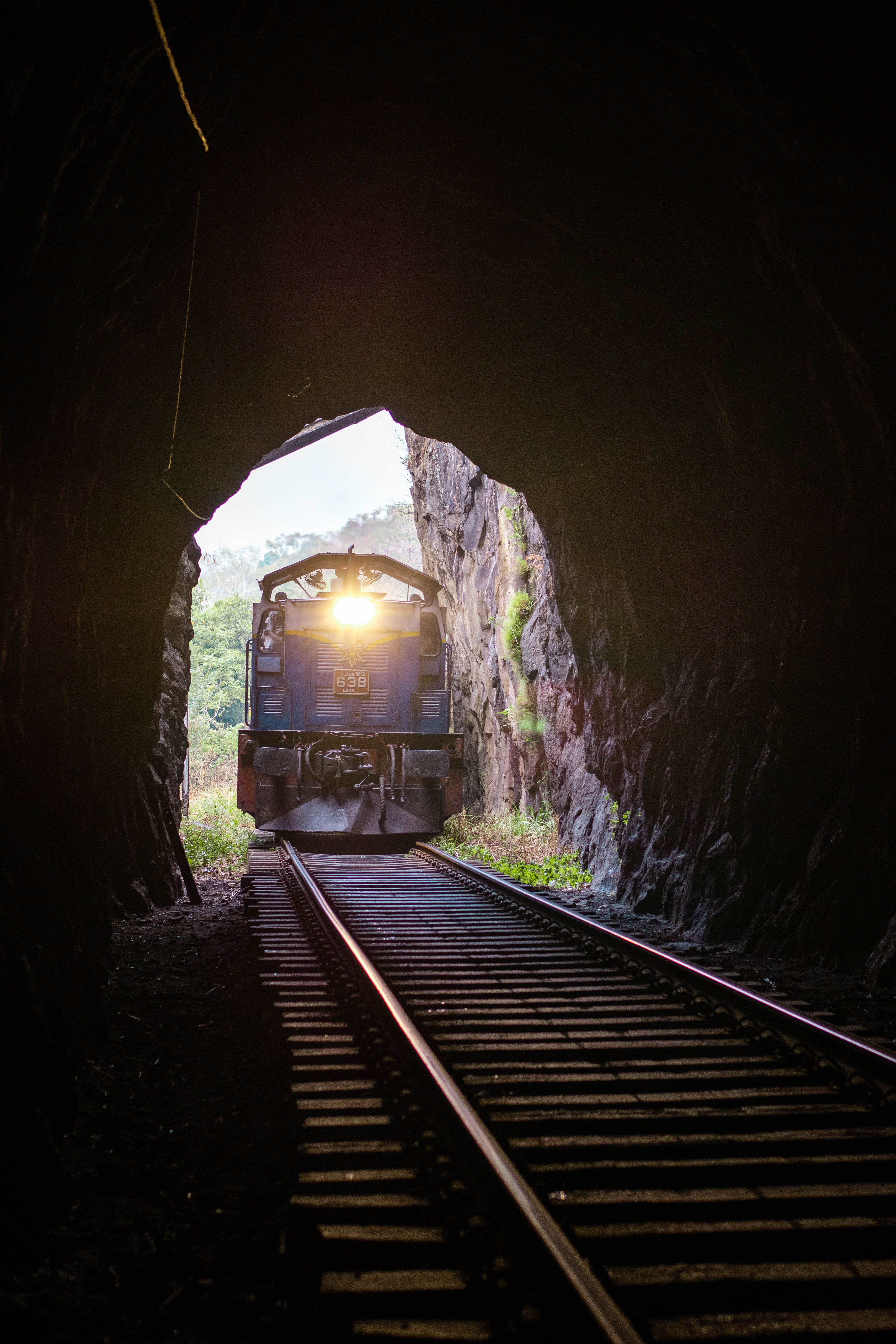 Train Tunnel Wallpapers - Top Free Train Tunnel Backgrounds ...